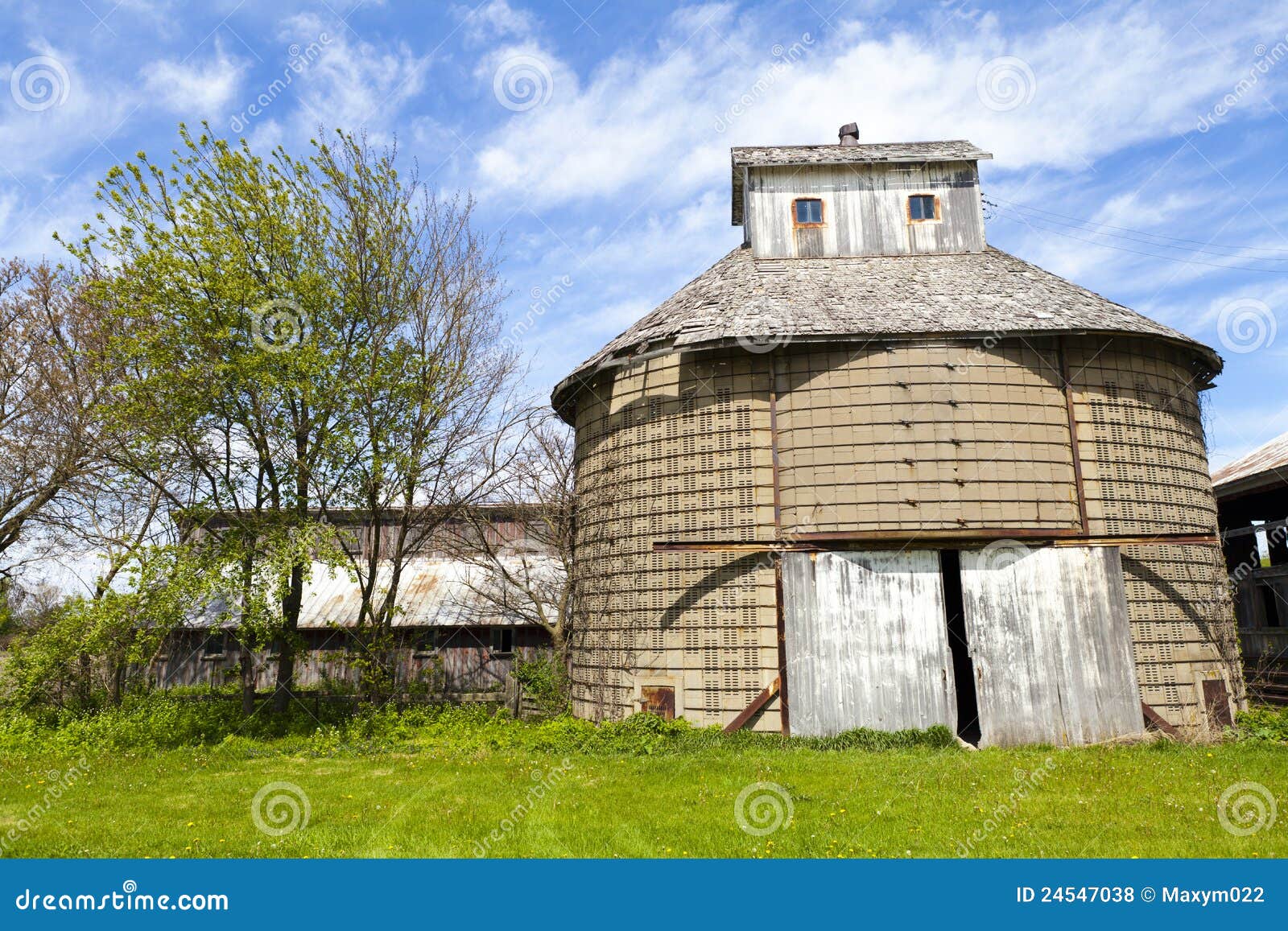 Old Farm stock photo. Image of growth, american, field - 24547038