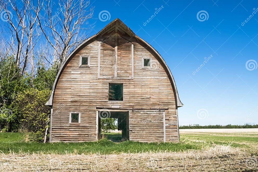 An old farm barn stock image. Image of field, nature - 187168013
