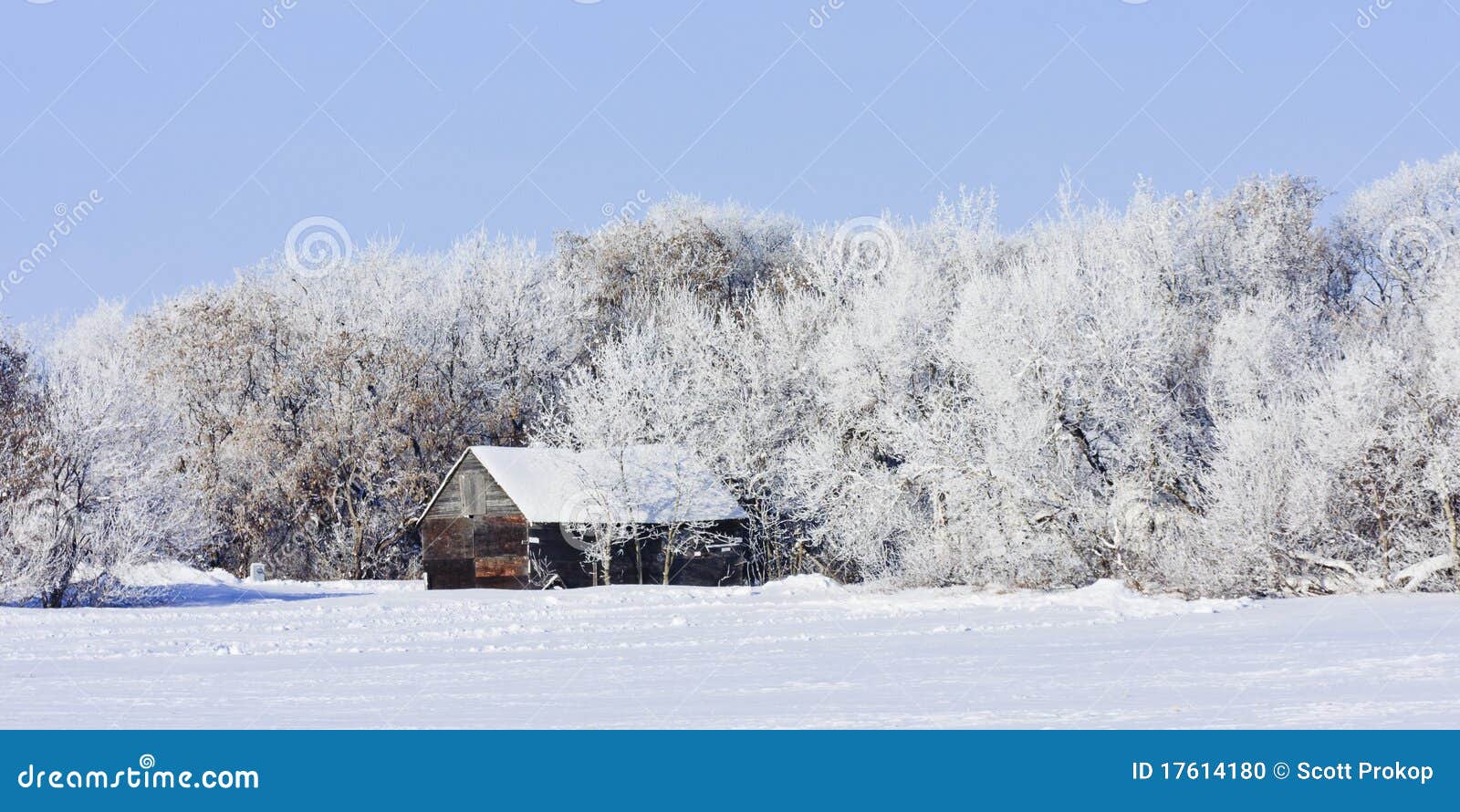 Old Farm Buildings in Winter Stock Photo - Image of blue, farm: 17614180