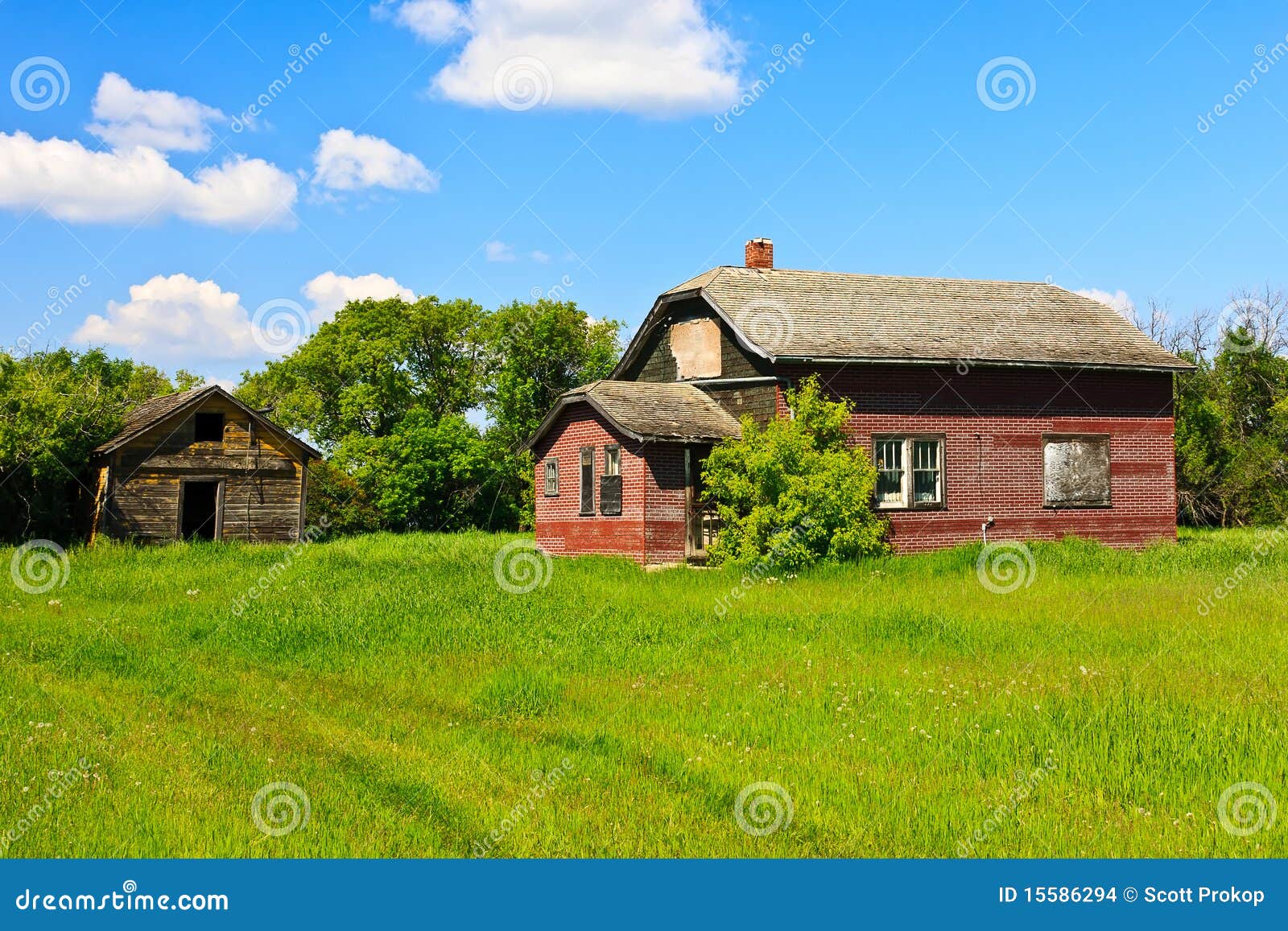 Old Farm House stock photo. Image of empty, antique, agriculture - 15586294