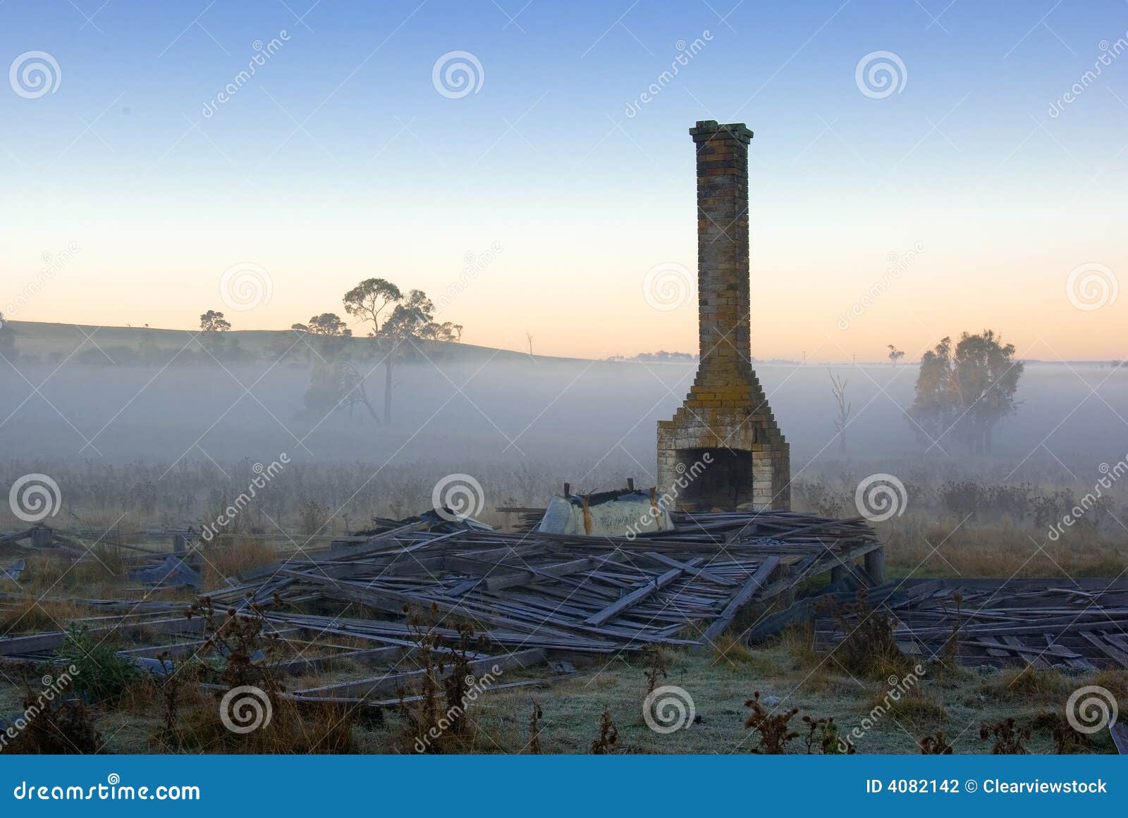 Old Farm House Ruins Sunrise Stock Photo - Image of fallen, sunrise ...