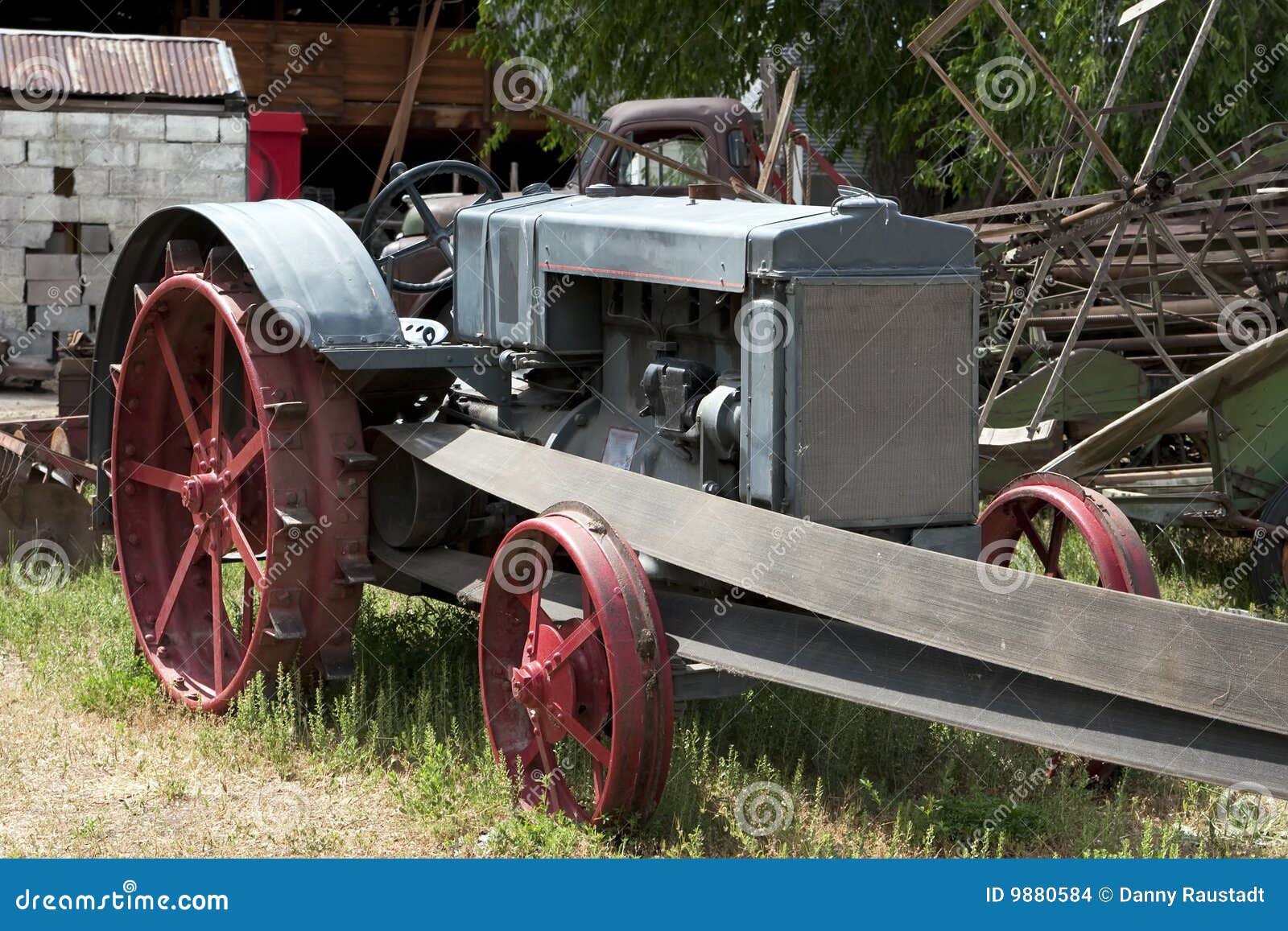 Old Farm Tractor stock photo. Image of agricultural, colorado - 9880584