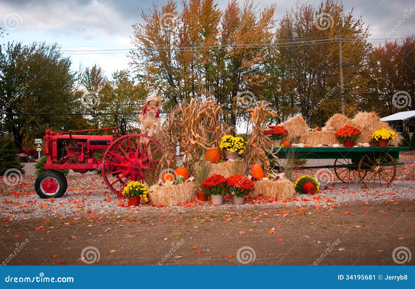 Old Farm Tractor stock image. Image of patch, harvest - 34195681