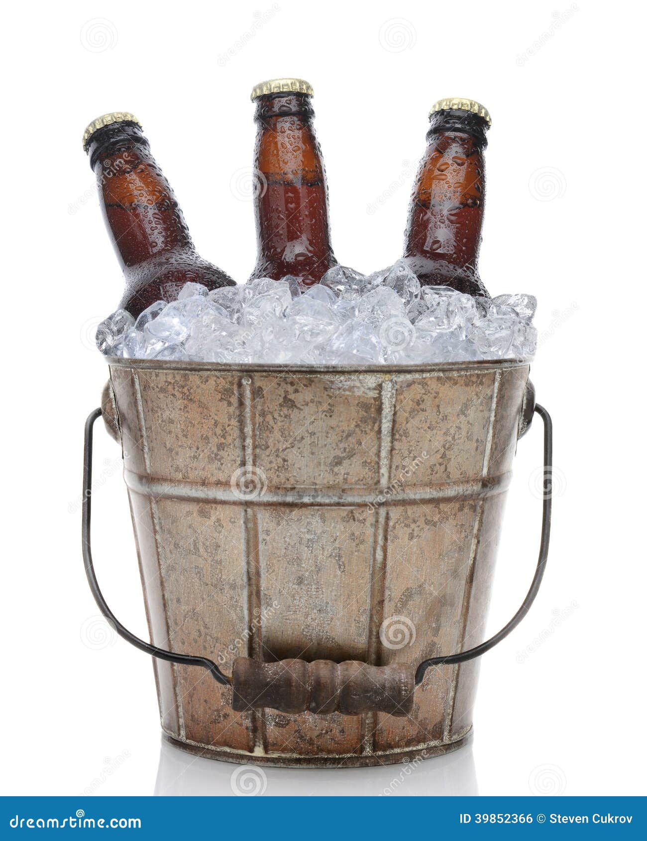 853 Old Fashioned Beer Stock Photos - Free & Royalty-Free Stock Photos ...
