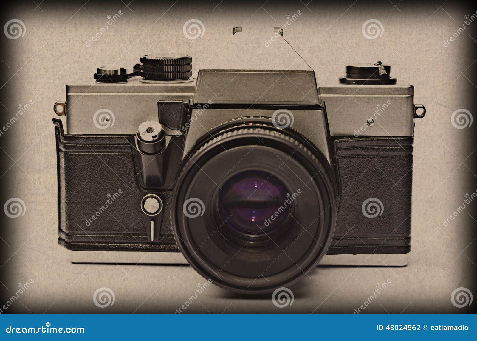 Old Fashioned Camera Textured Stock Photo - Image of aged, front: 48024562