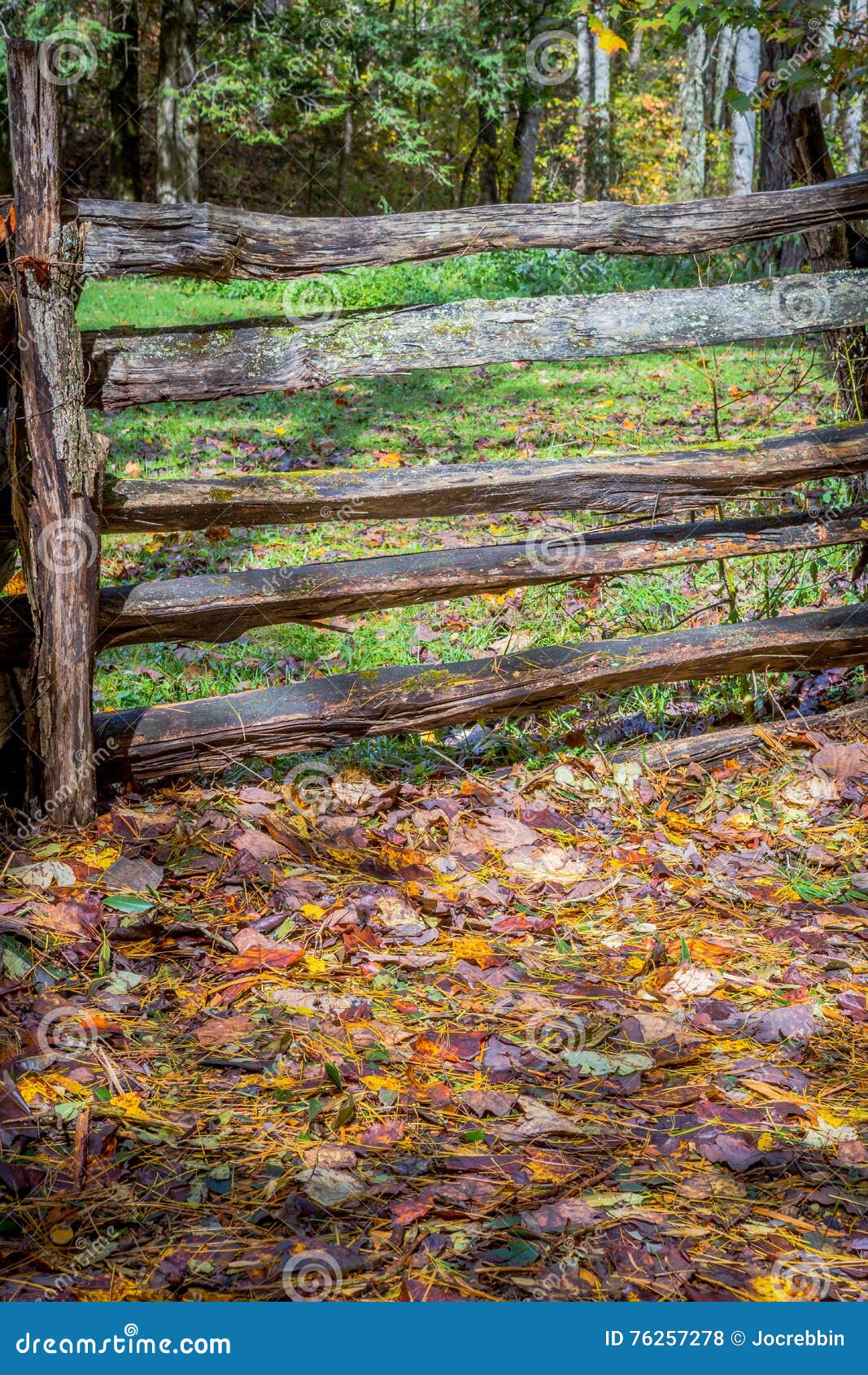 Old Fashioned Colonial Rustic Fence in Autumn Stock Photo - Image of ...