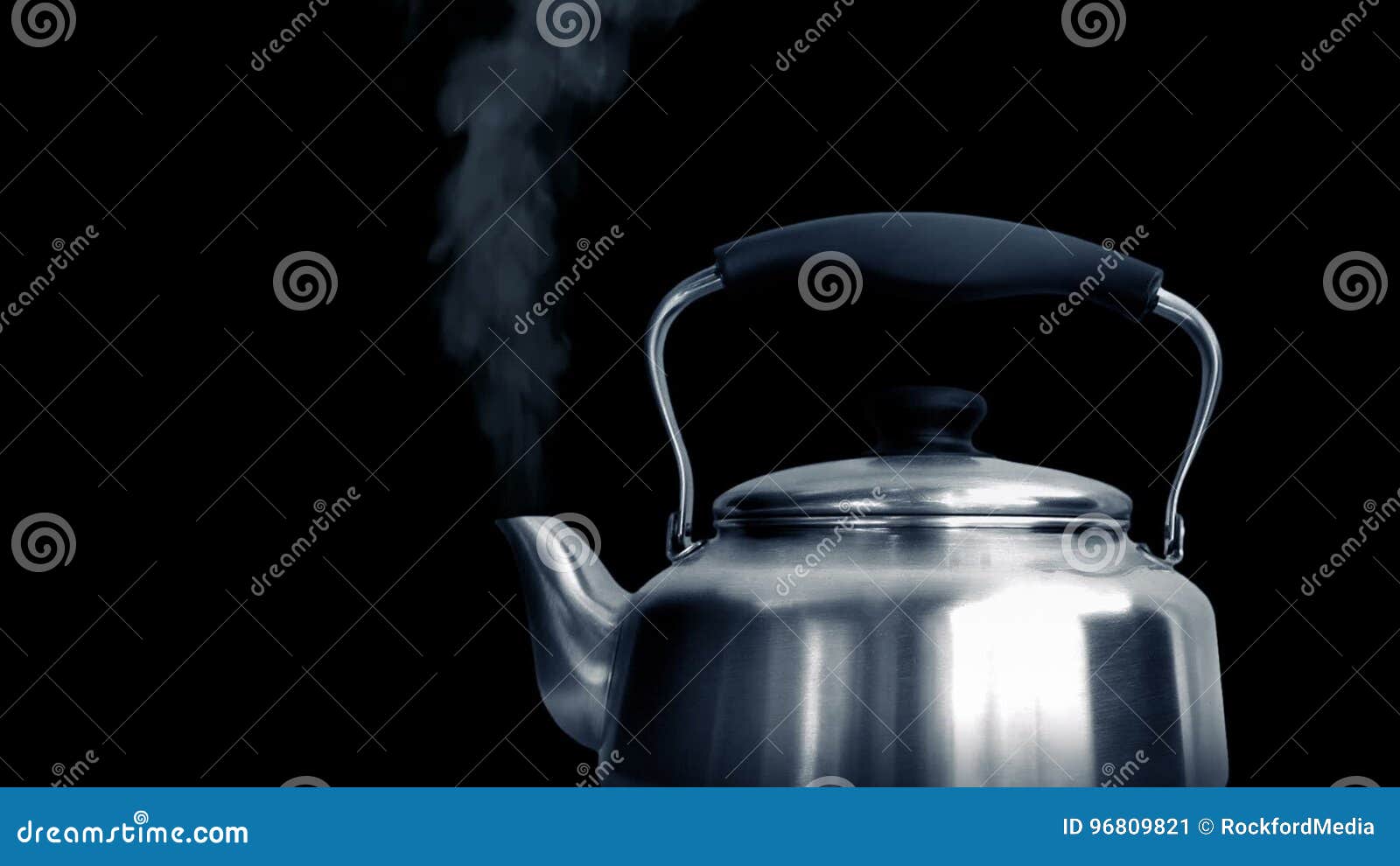 Old Fashioned Kettle Boiling Stock Video - Video of drinks, steam: 96809821