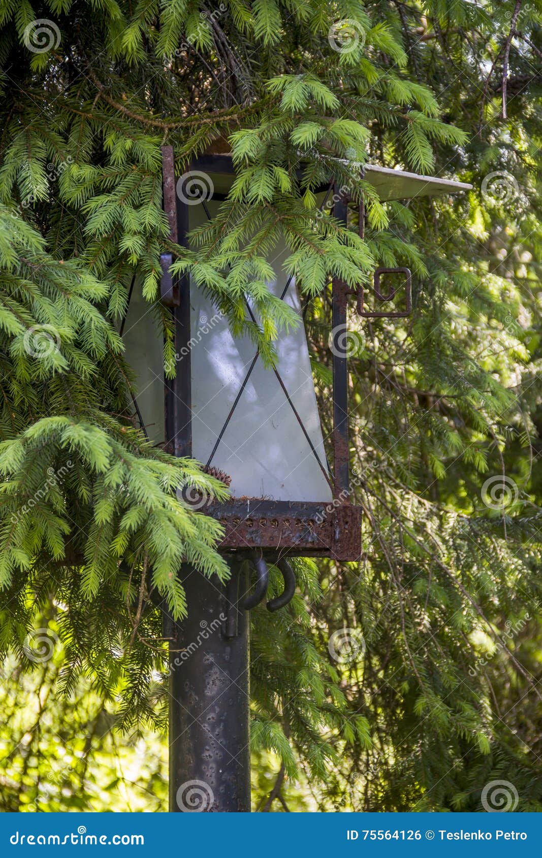 Old-fashioned lamp post stock photo. Image of glass, lantern - 75564126