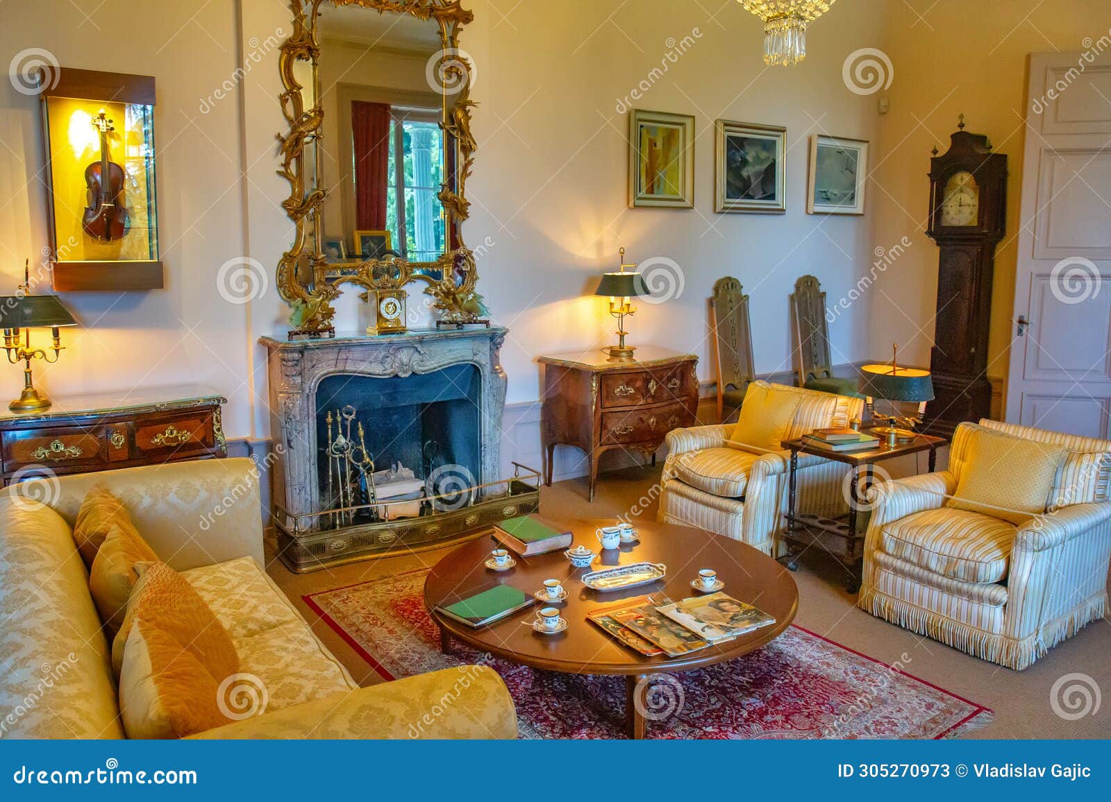 Old Fashioned Living Room - Interior Stock Image - Image of house ...