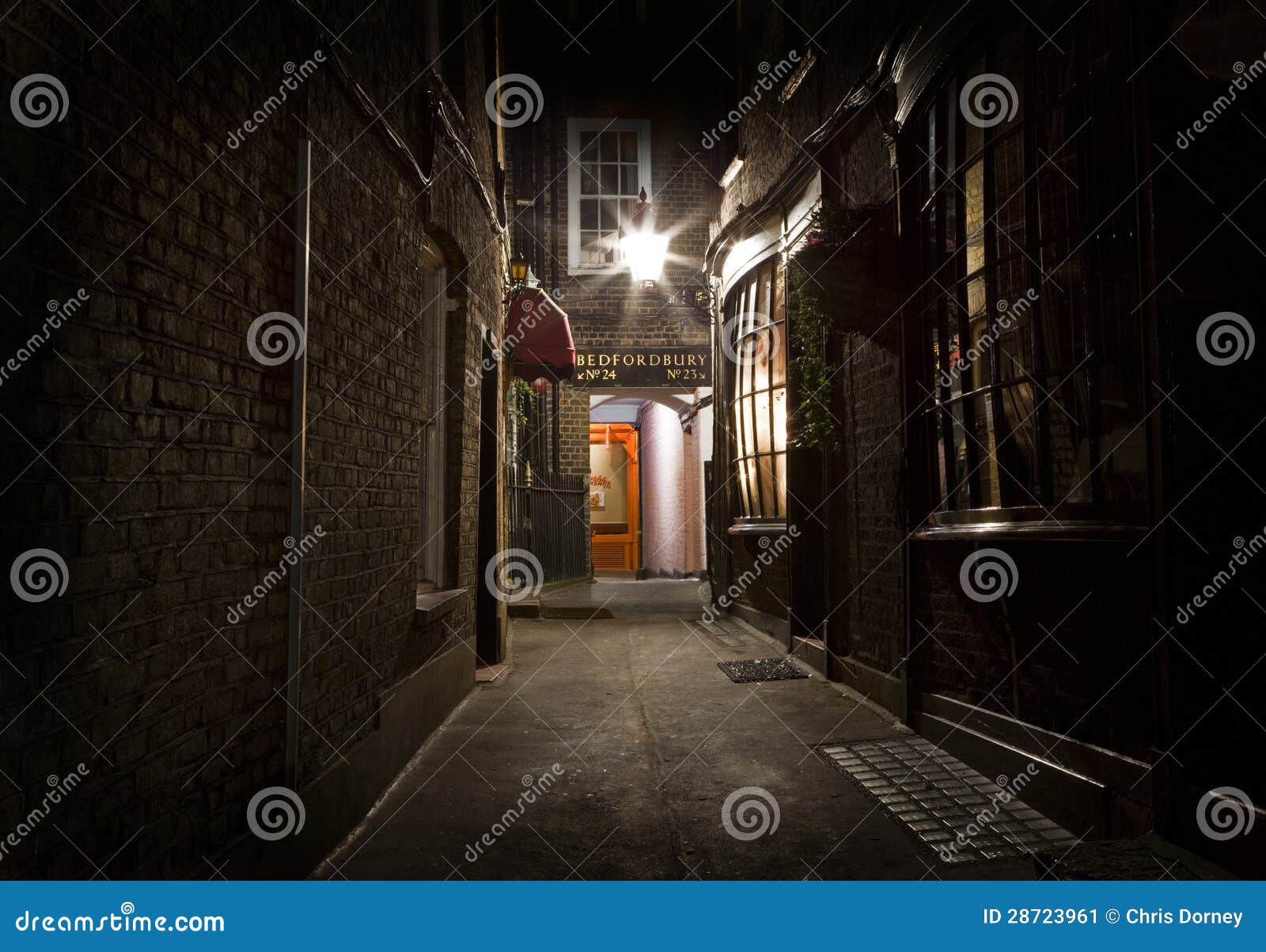 Old Fashioned London Alleyway Editorial Photo - Image of georgian ...
