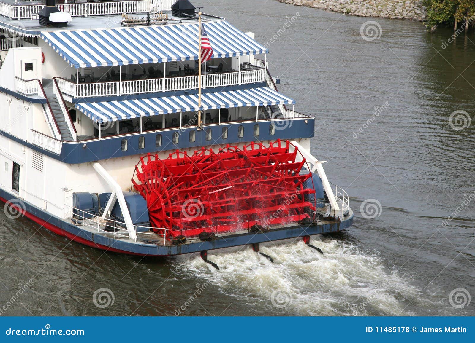 Old Fashioned Paddleboat in a River Stock Photo - Image of paddle ...
