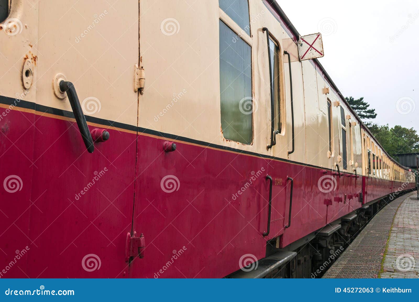 Old Fashioned Passenger Train Carriages Stock Image - Image of platform ... Old Fashioned Passenger Train Carriages Stock Image - Image of platform ...