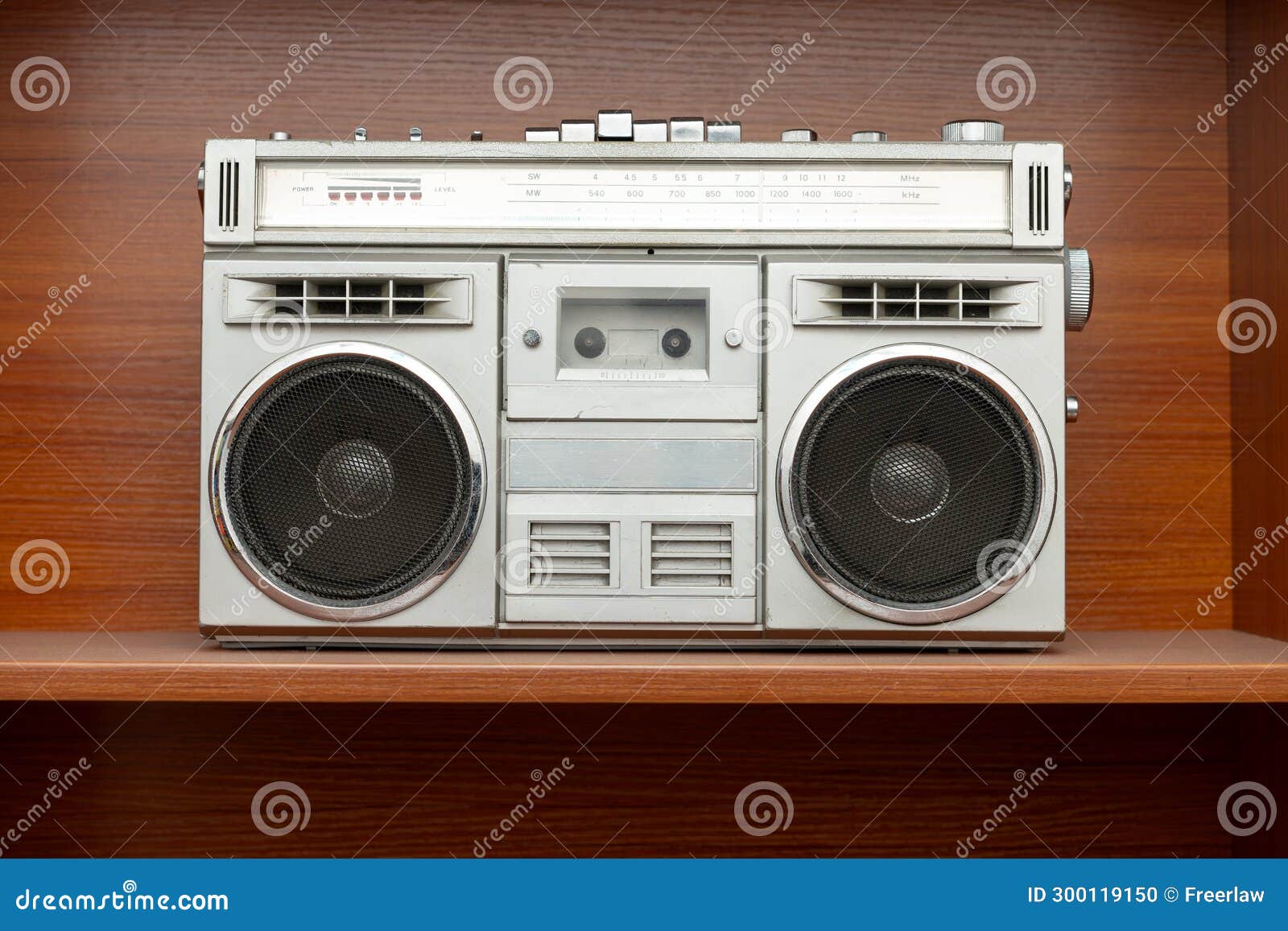 Old-fashioned Radio & Recorder Stock Photo - Image of audio, device ...
