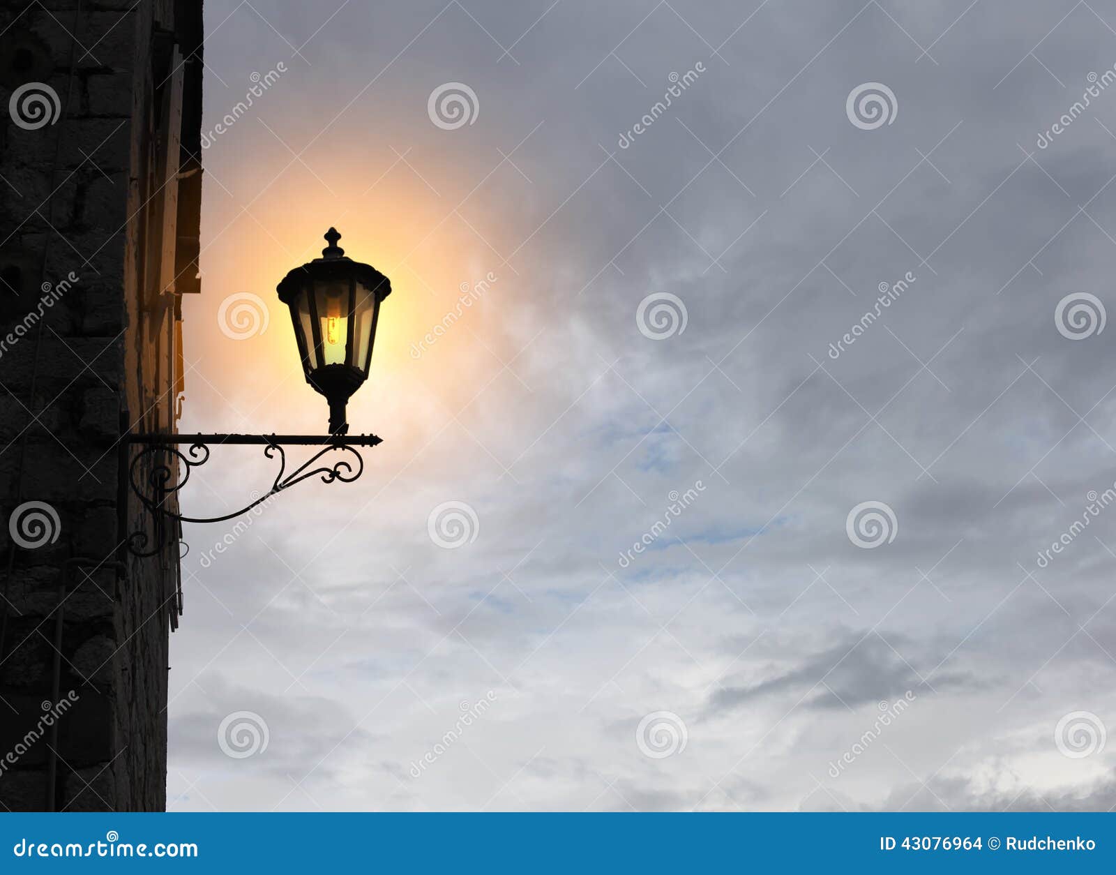 Old fashioned street light stock photo. Image of retro - 43076964
