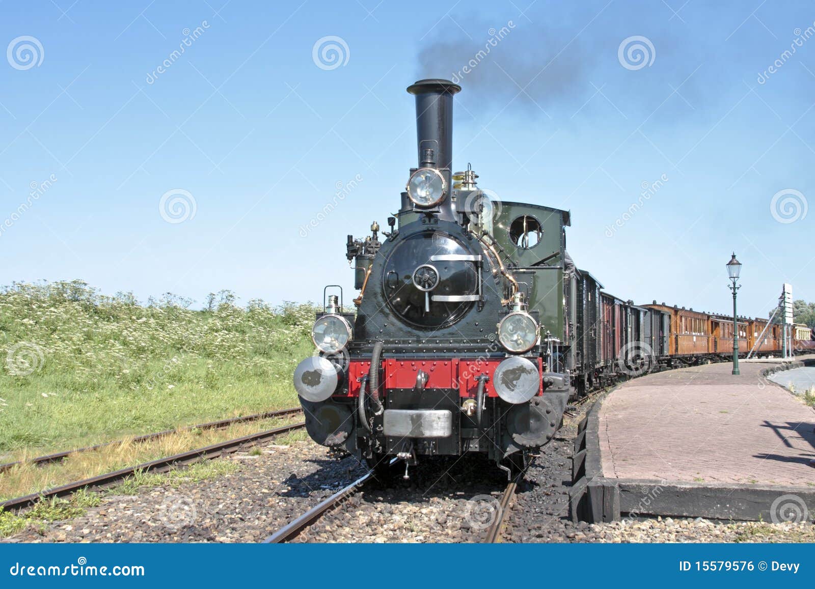 Train Running In Tunnel. Design. Animation Of Moving Train With Glowing ...