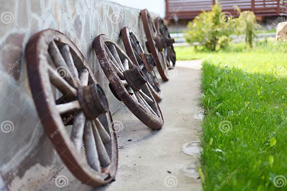 Old-fashioned wagon wheels stock image. Image of concentric - 21953313