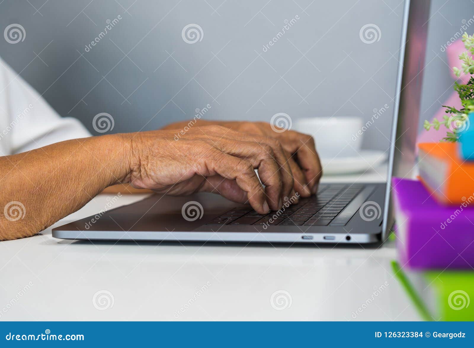 Old Female Hands Typing on Laptop Keyboard Stock Photo - Image of ...