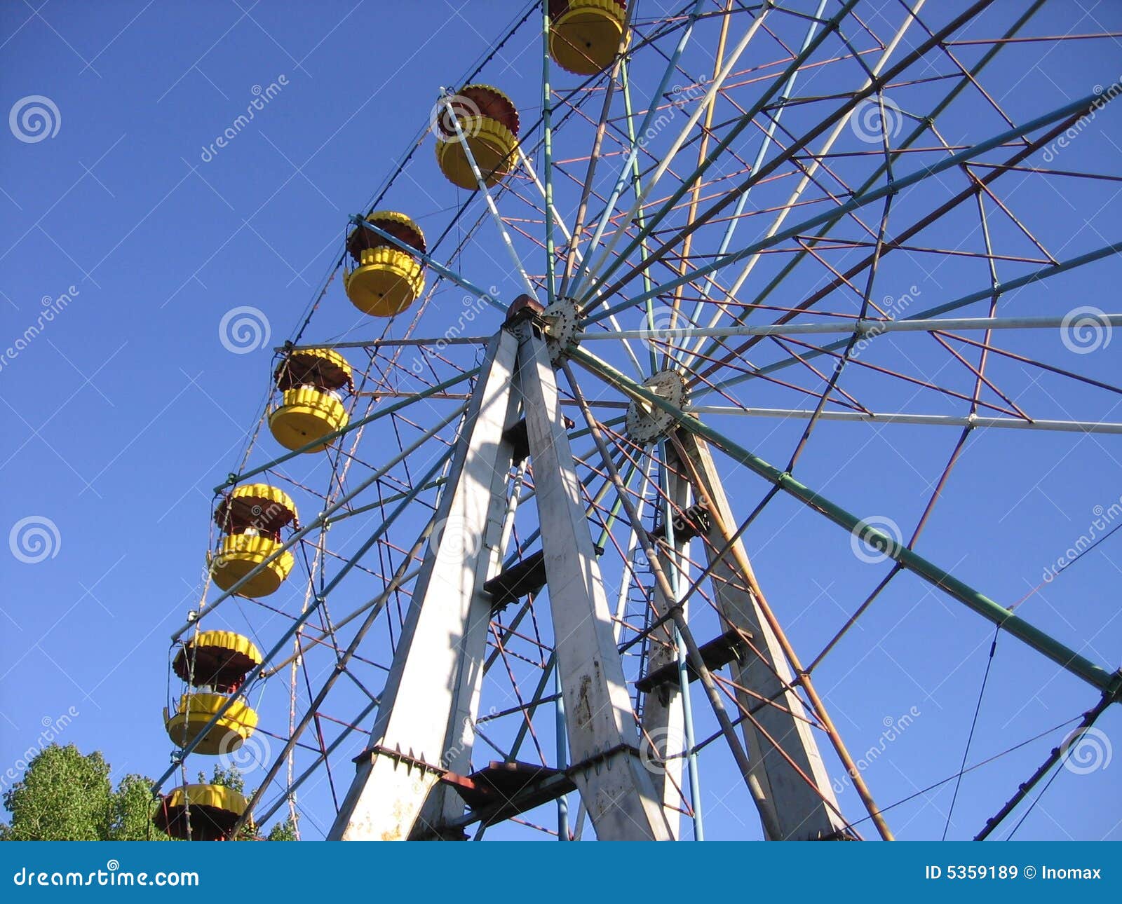 An old ferris wheel stock image. Image of summer, playground - 5359189