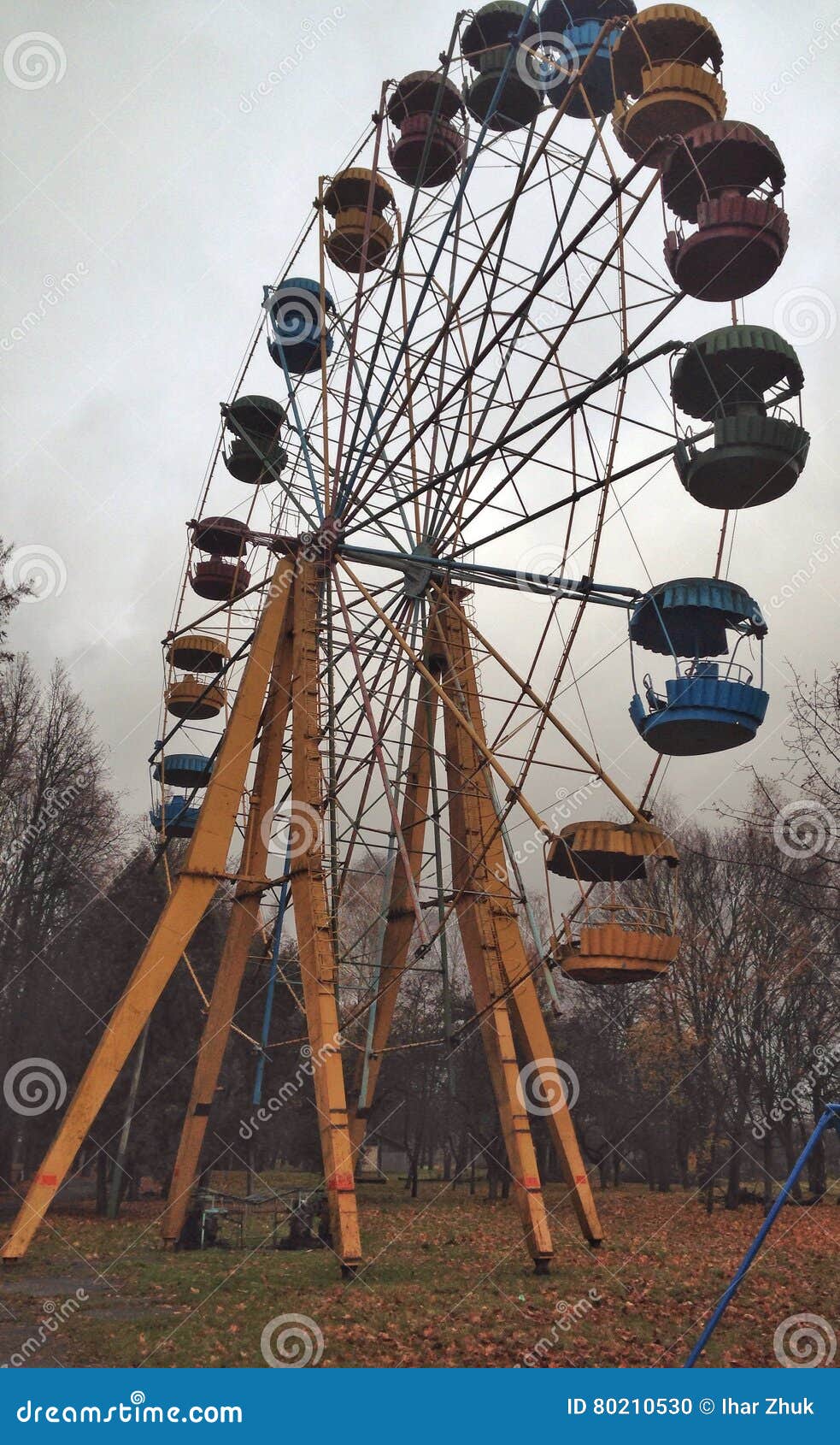 Old ferris wheel stock photo. Image of ferris, yellow - 80210530