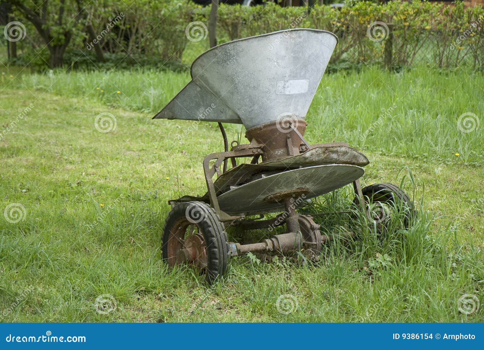 Fertilizer Machine Royalty-Free Stock Photo | CartoonDealer.com #109107681