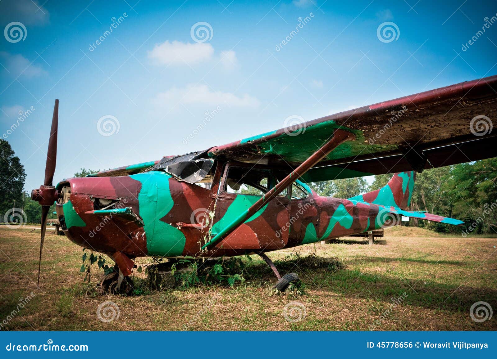 Old fighter editorial photo. Image of decommissioned - 45778656