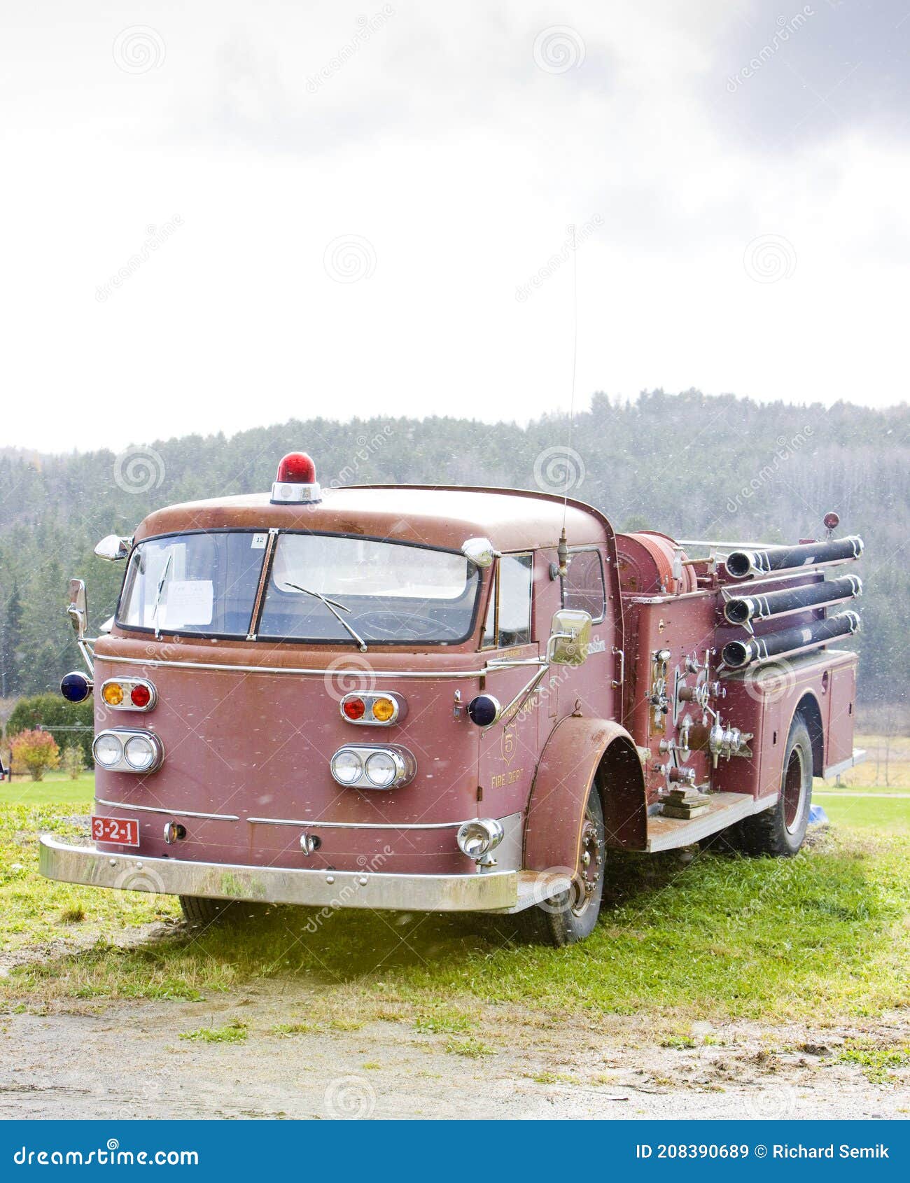 Old Fire Engine, Vermont, USA Stock Image - Image of states, vehicles ...