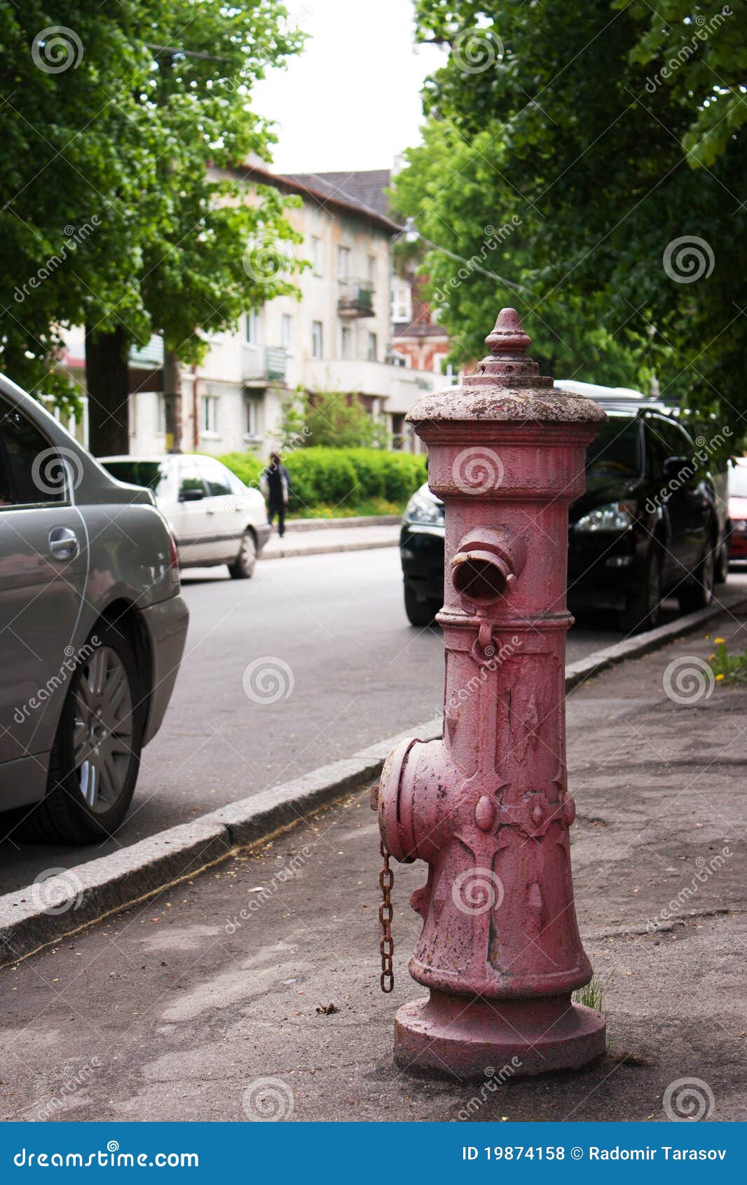 Old Fire Hydrant Picture. Image: 19874158