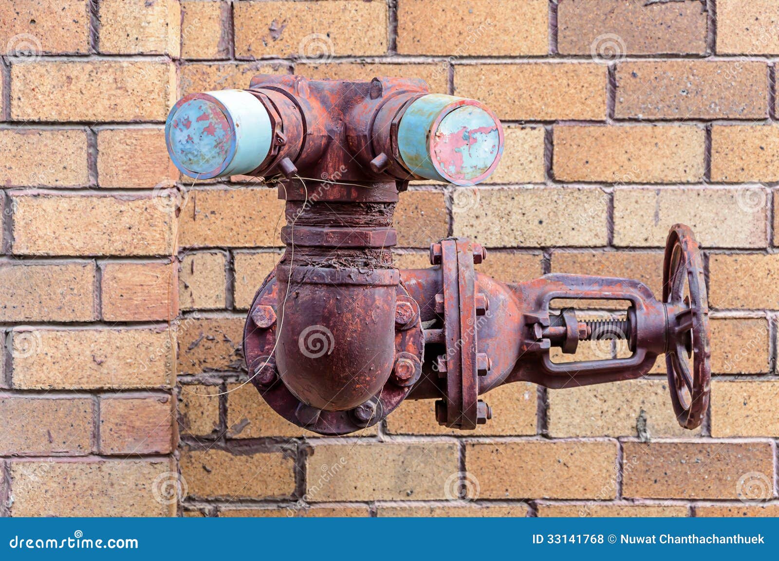 Old fire hydrant points stock photo. Image of pipeline - 33141768