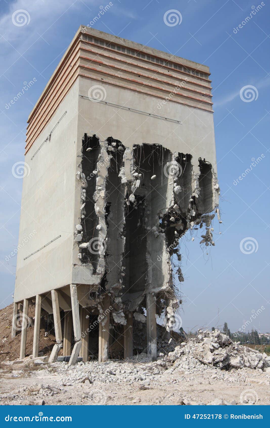 Partly Demolished Old Concrete High Rise Tower Block Building Royalty ...