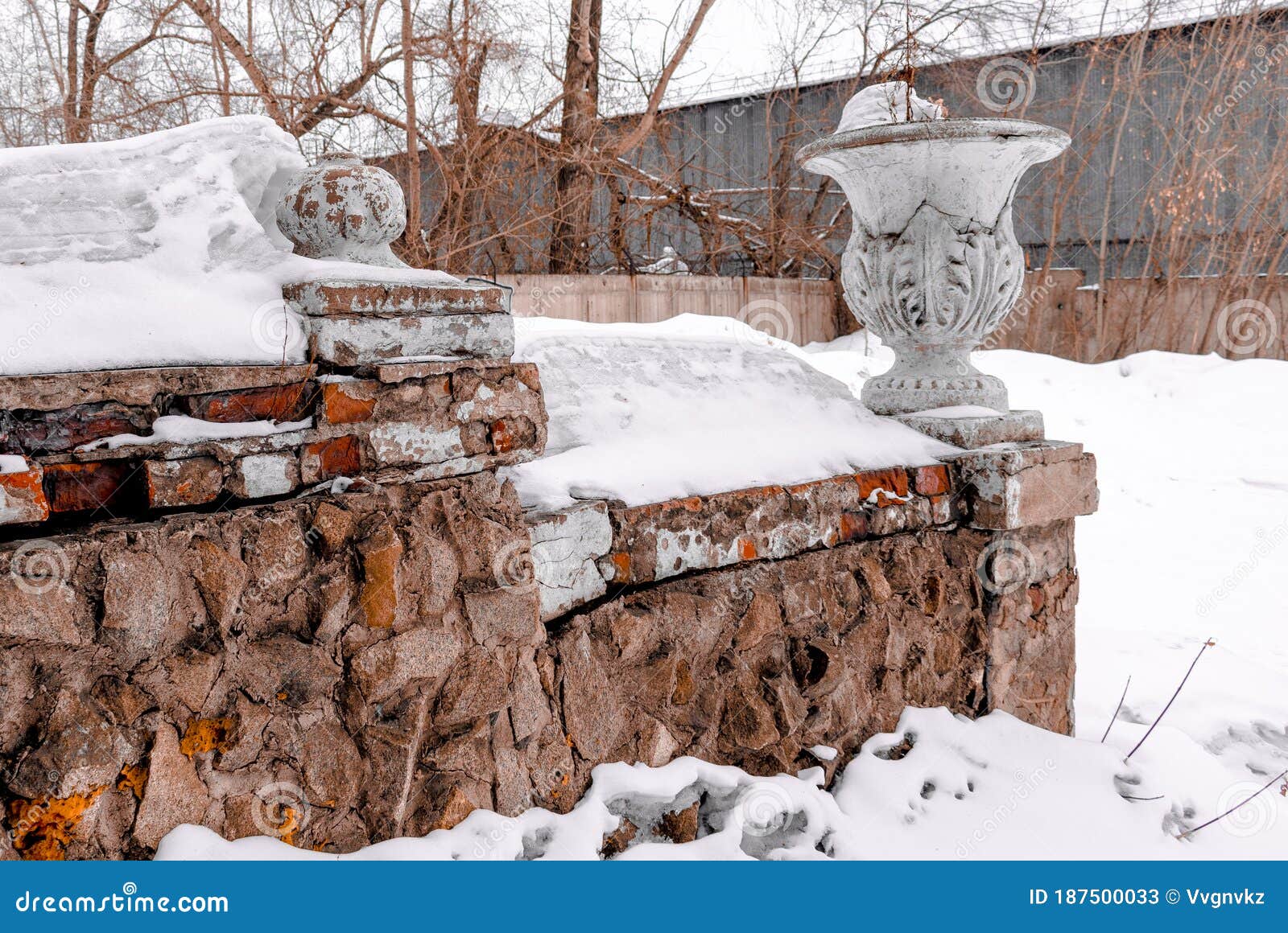 Old Flowerpot Covered with Snow Stock Image - Image of covered, show ...