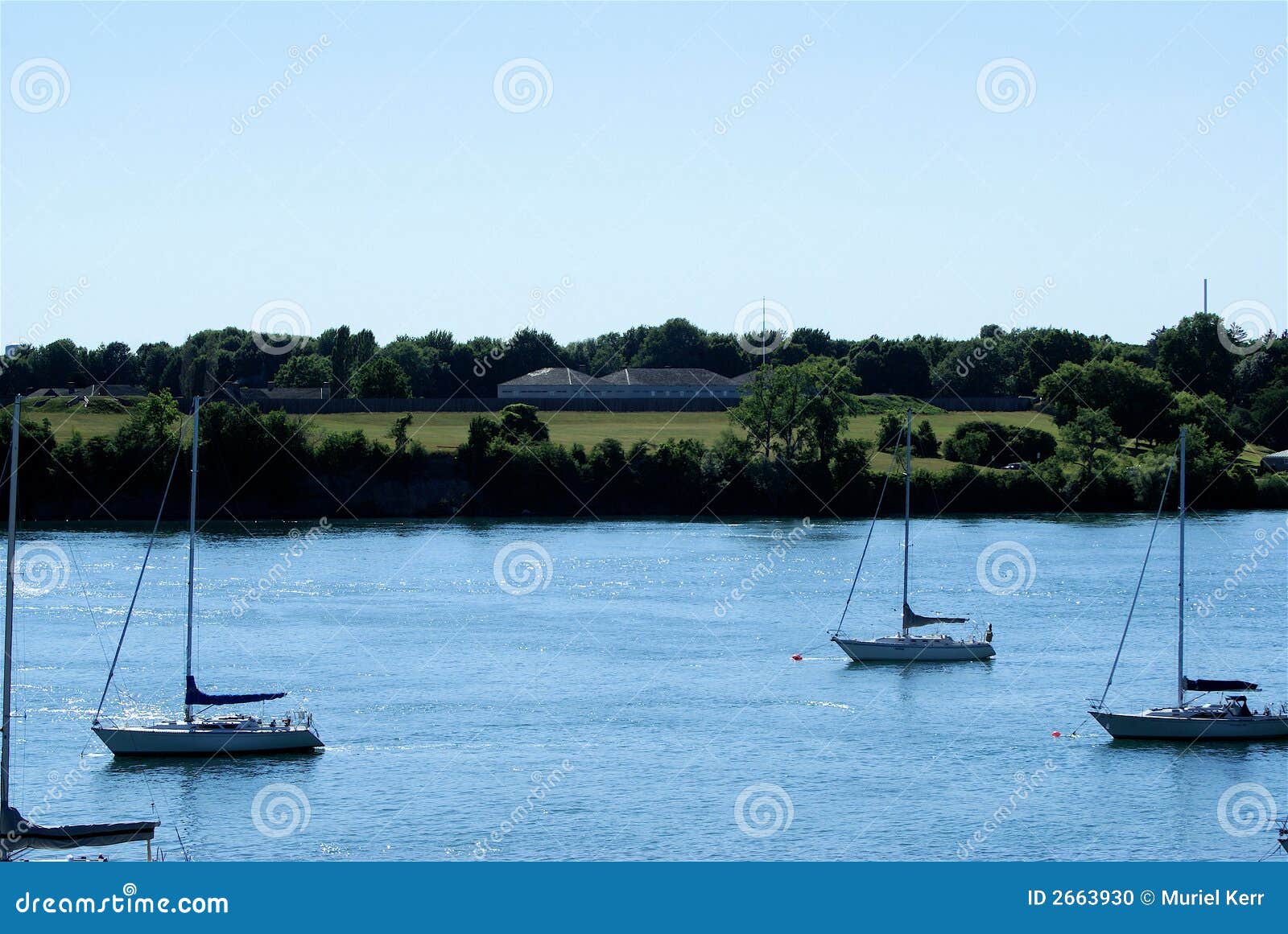 Old Fort George on Niagara stock photo. Image of boats - 2663930