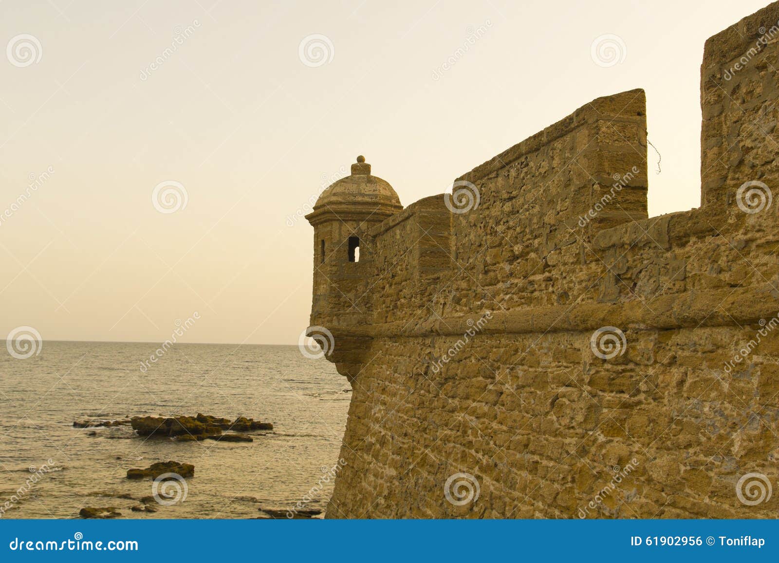 Old fortress of Cadiz. stock photo. Image of shoreline - 61902956