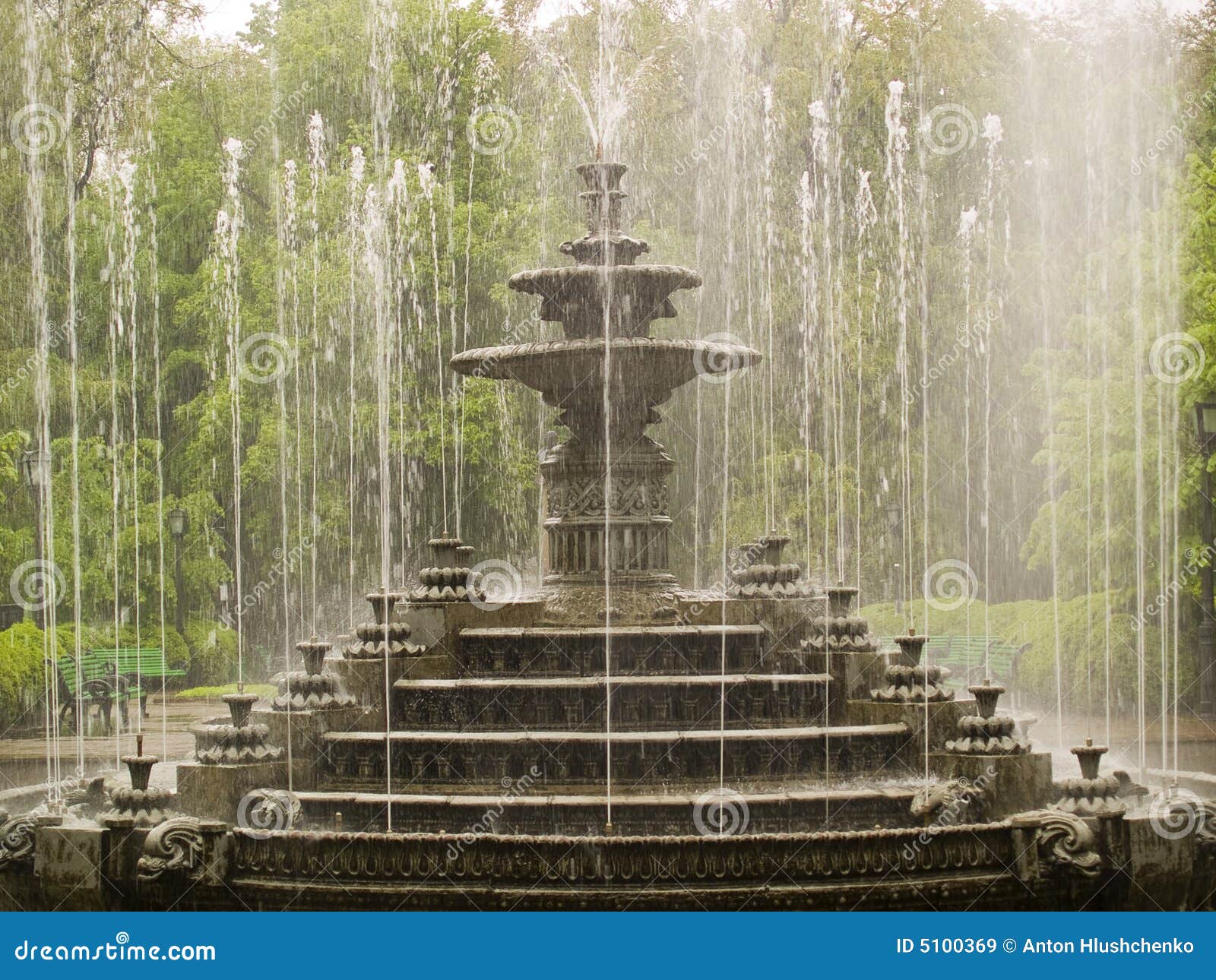 Old Fountain Royalty Free Stock Images - Image: 5100369