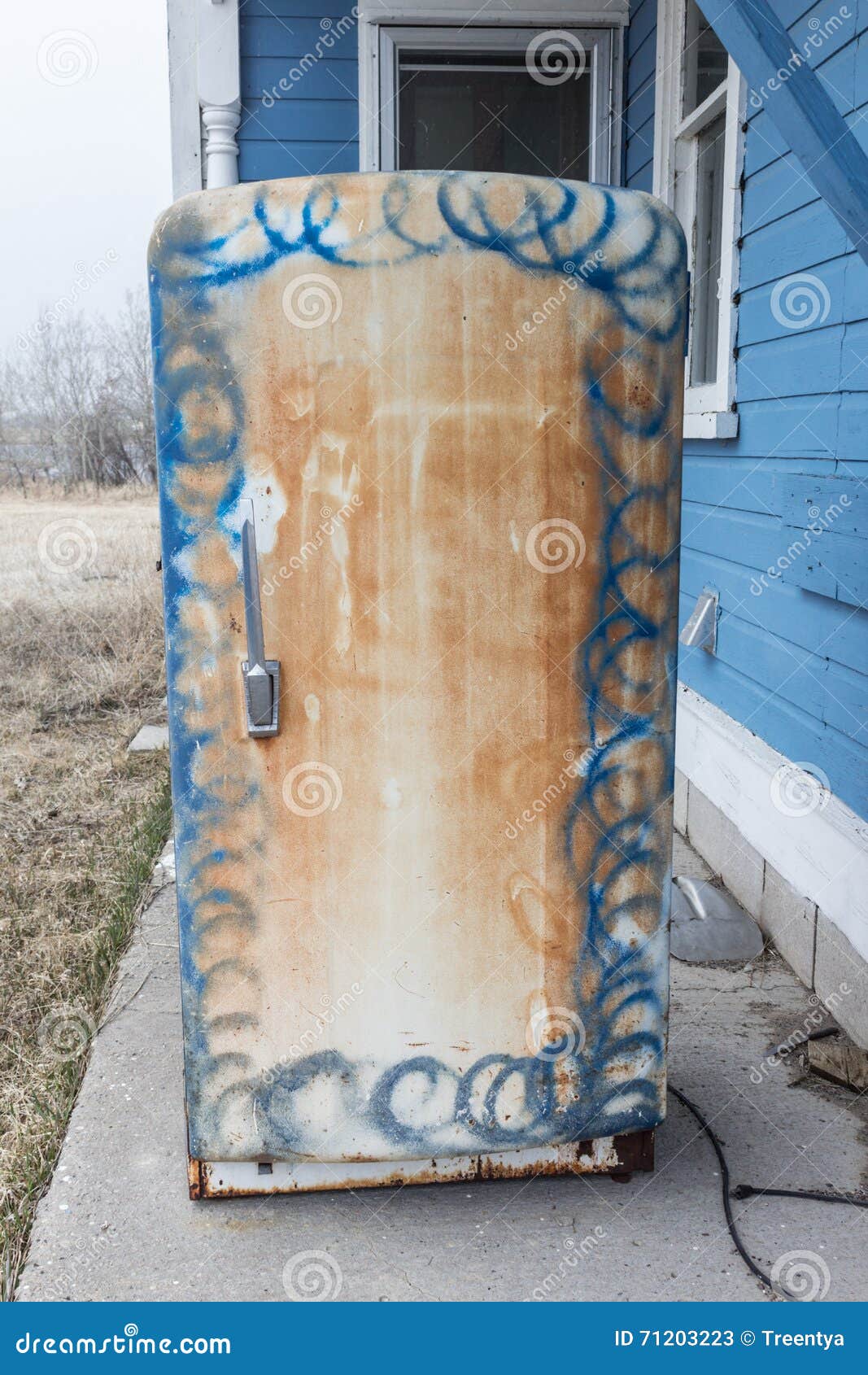 Old fridge stock image. Image of cold, damaged, door - 71203223