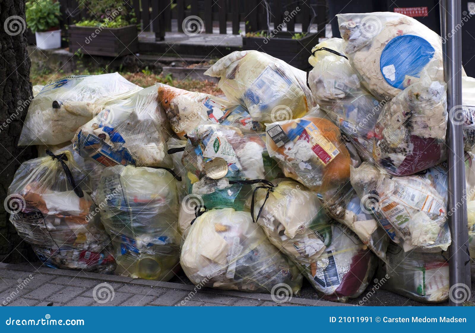 Old garbage editorial photo. Image of germany, scrap - 21011991