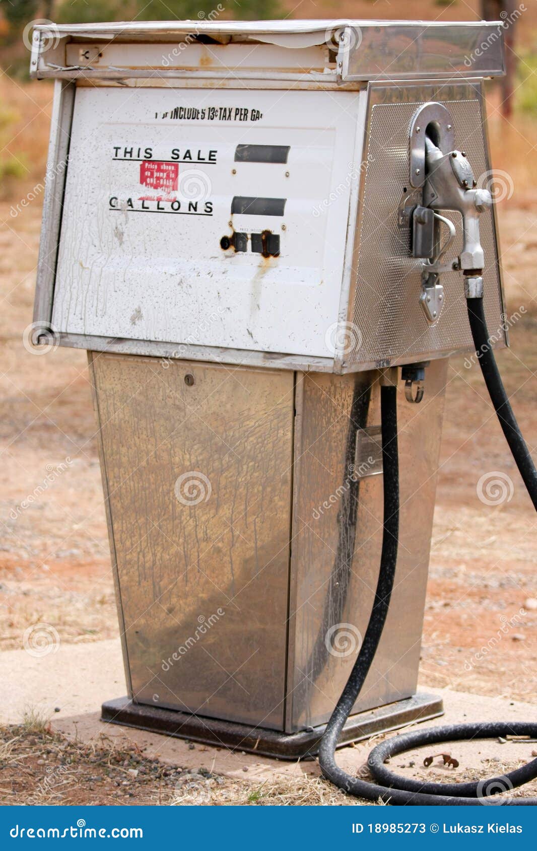 Old gas pump stock image. Image of antique, abandoned - 18985273