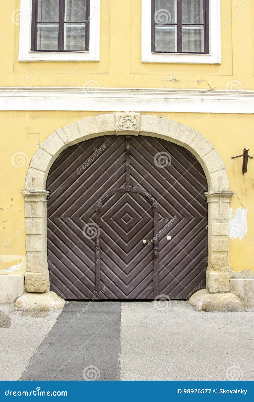 Old gate stock image. Image of europe, kingdom, hungary - 98926577