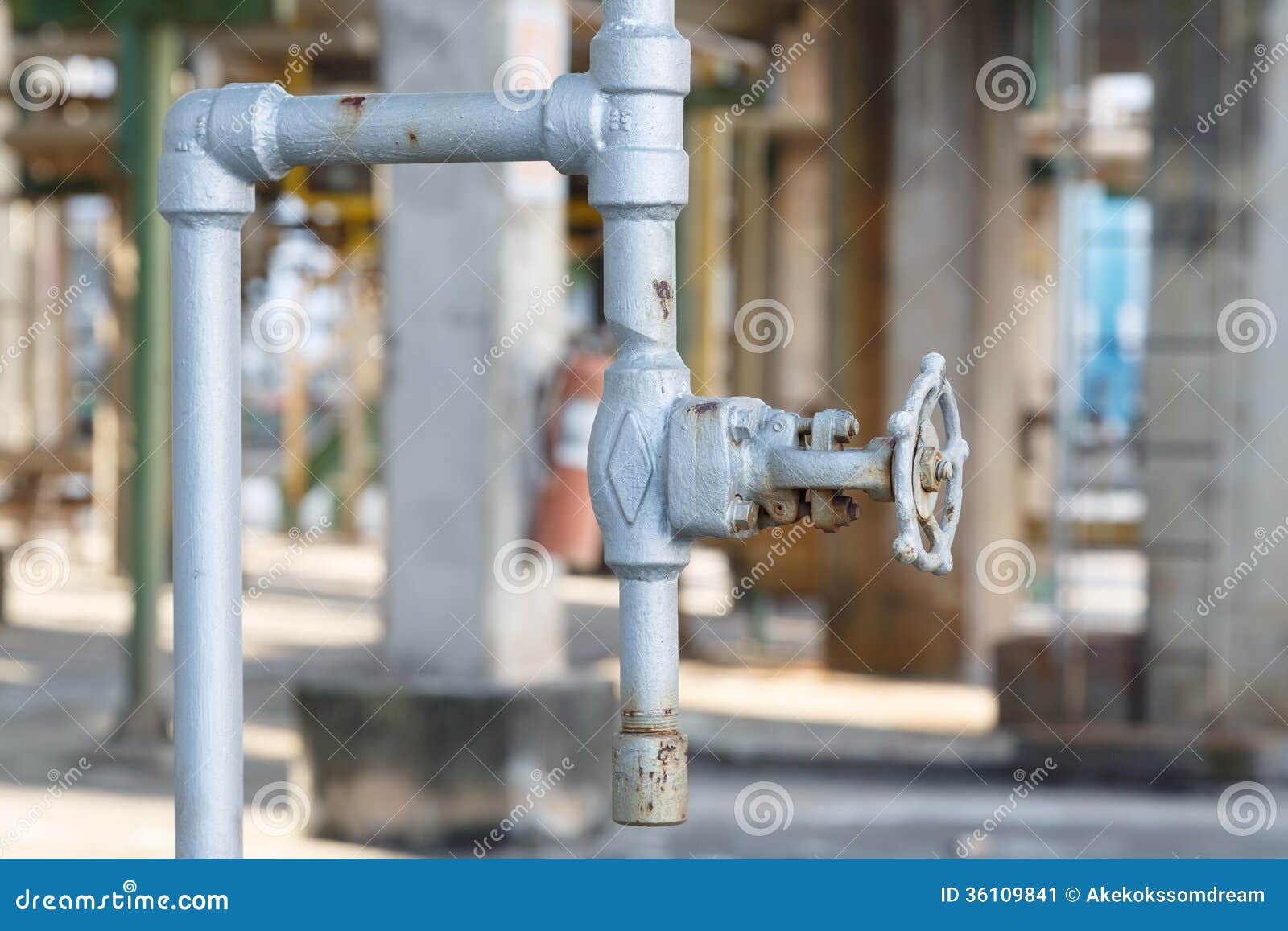 Old Gate Valve Close Industrial Plant Stock Image - Image of screwing ...