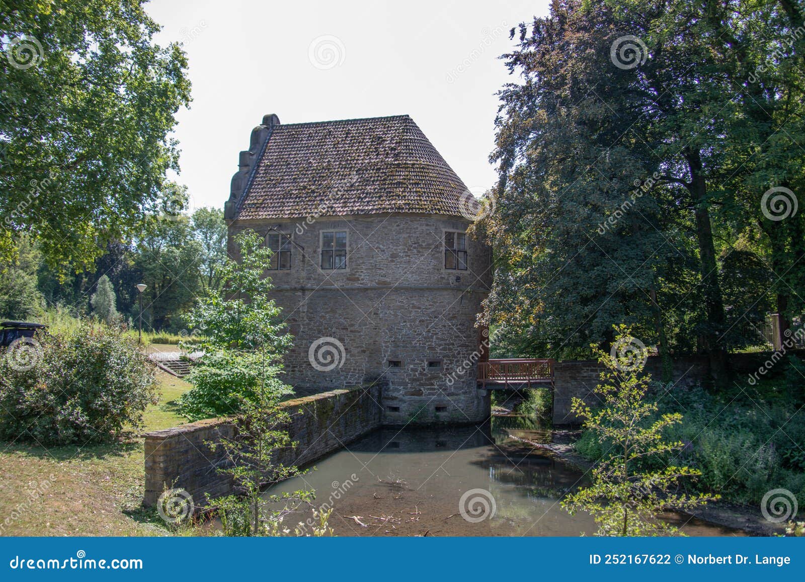 Old gatehouse building stock photo. Image of gatehouse - 252167622