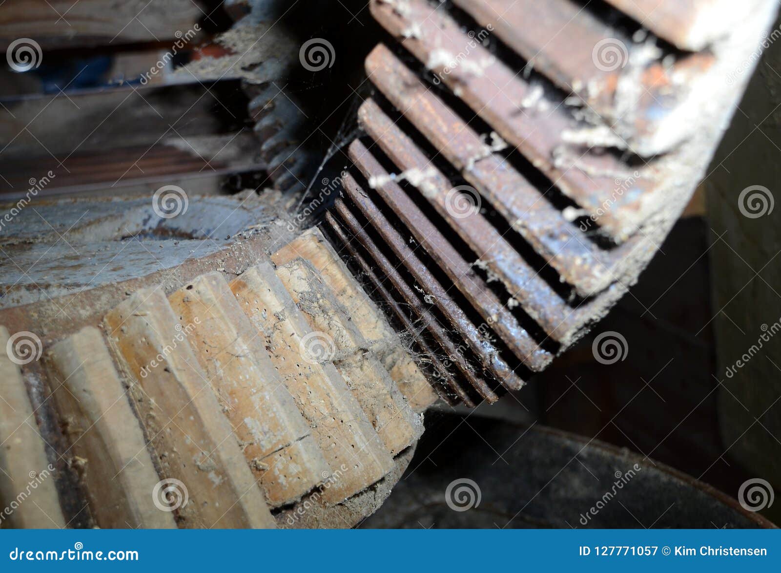 Old Gear Wheels with Cobweb Stock Image - Image of cast, iron: 127771057