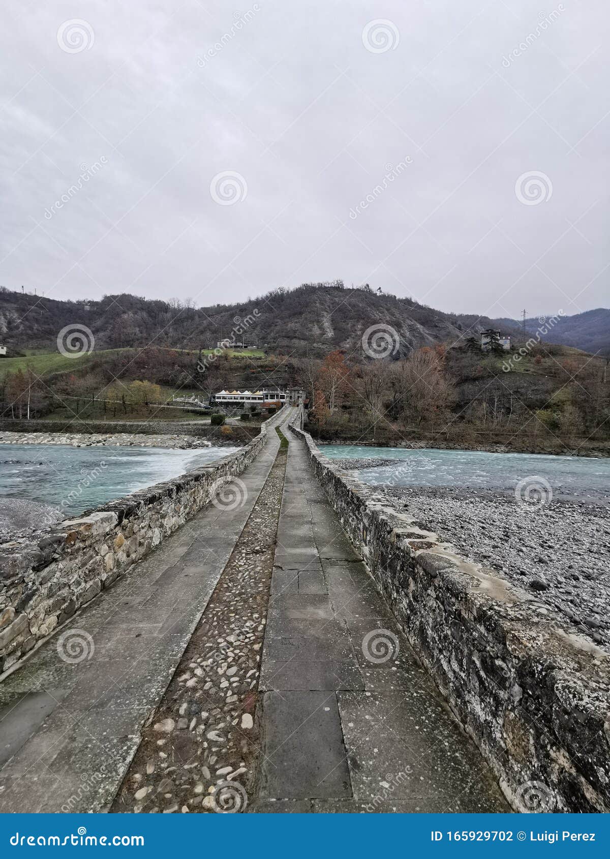 Old gobbo Bridge stock photo. Image of gobbo, river - 165929702