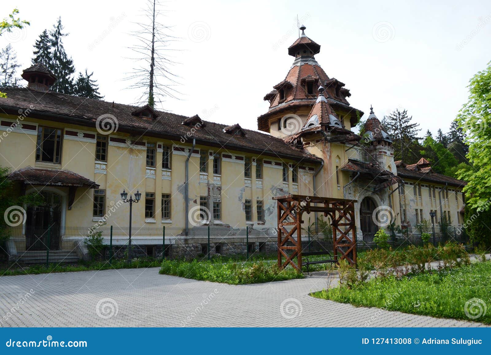Old Govora hospital editorial stock photo. Image of exterior - 127413008