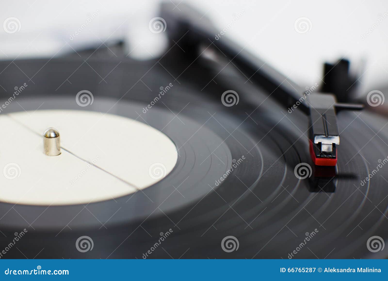 Old Gramophone with Disk on it Stock Image - Image of gramophone, label ...