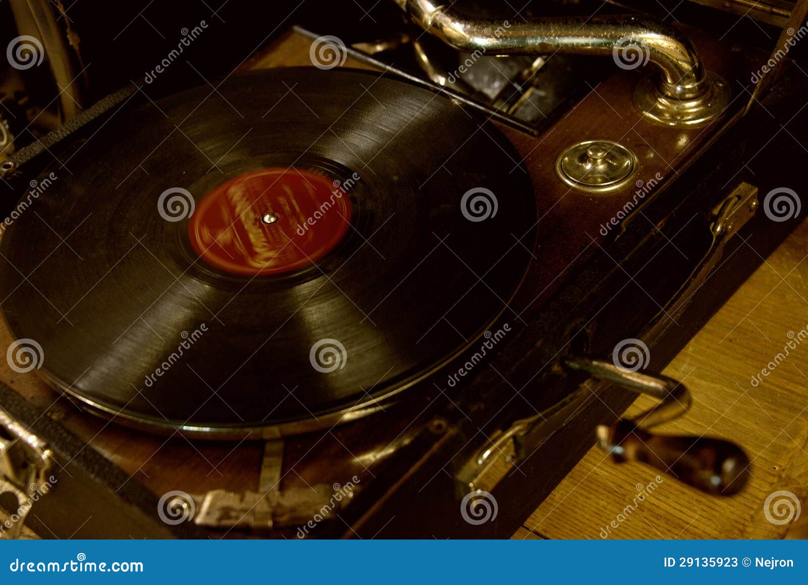 Old gramophone on table stock image. Image of music, metal - 29135923