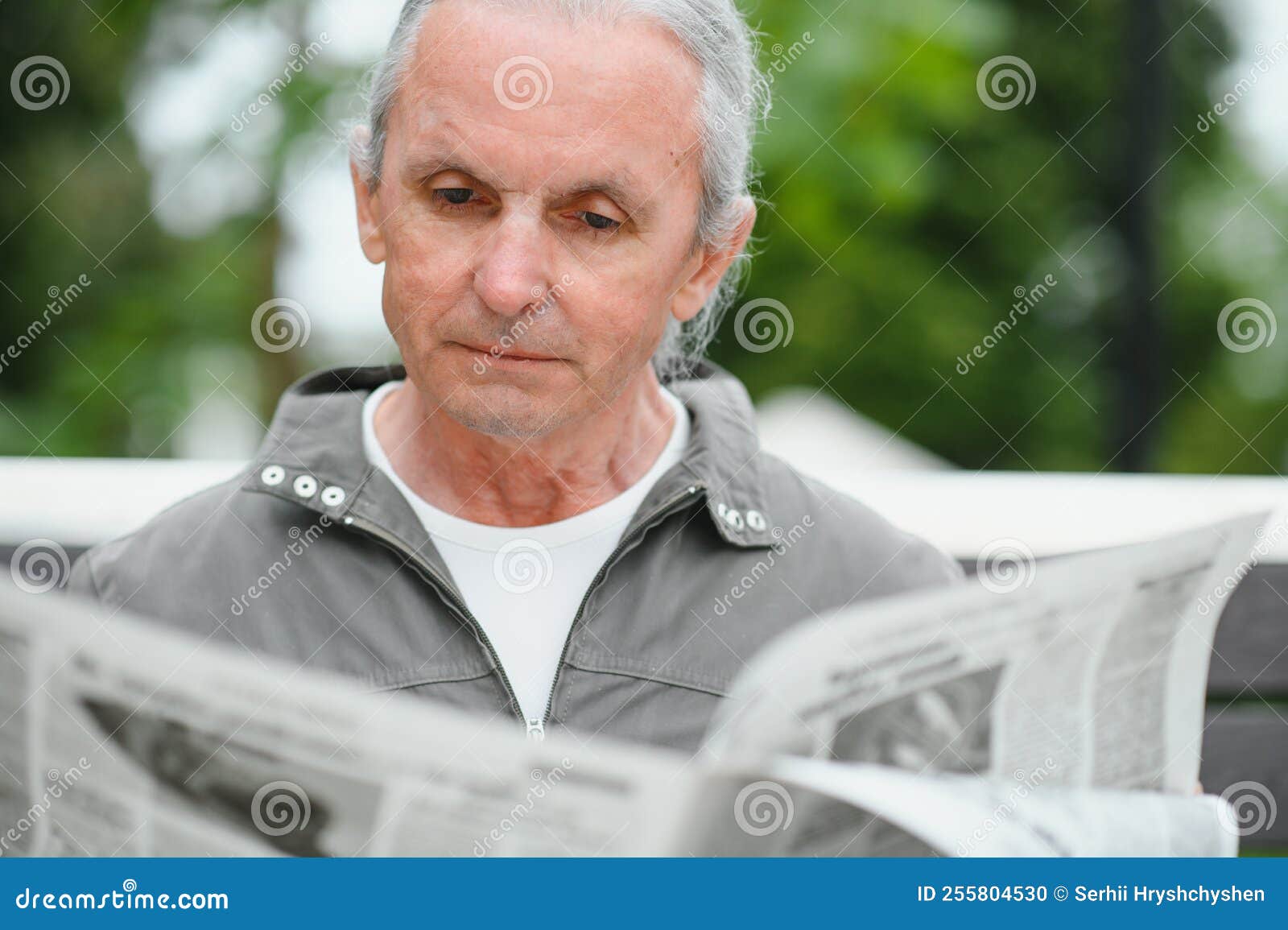 Old Gray-haired Man Rest on the Bench in Summer Park Stock Photo ...
