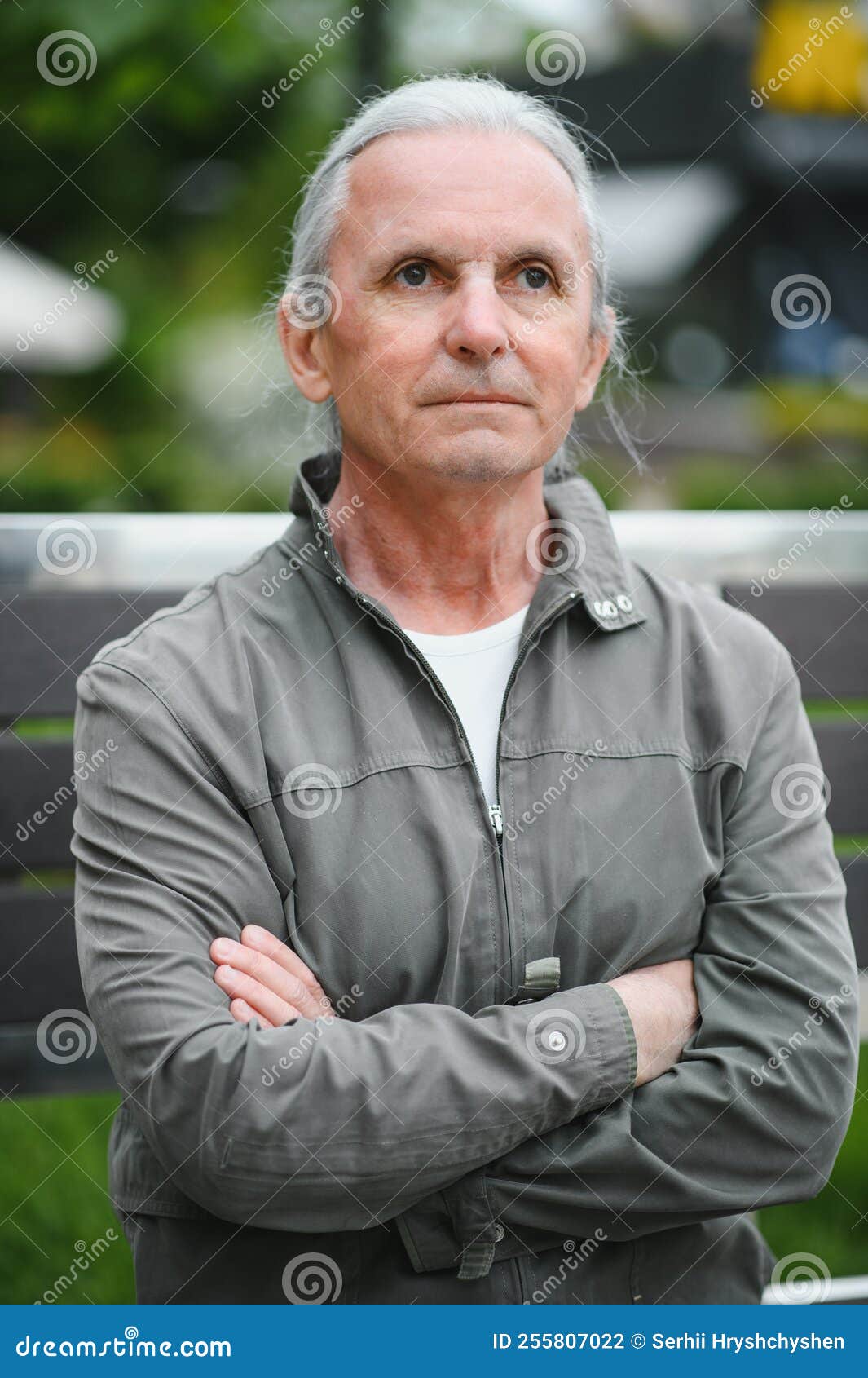 Old Gray-haired Man Rest on the Bench in Summer Park Stock Photo ...
