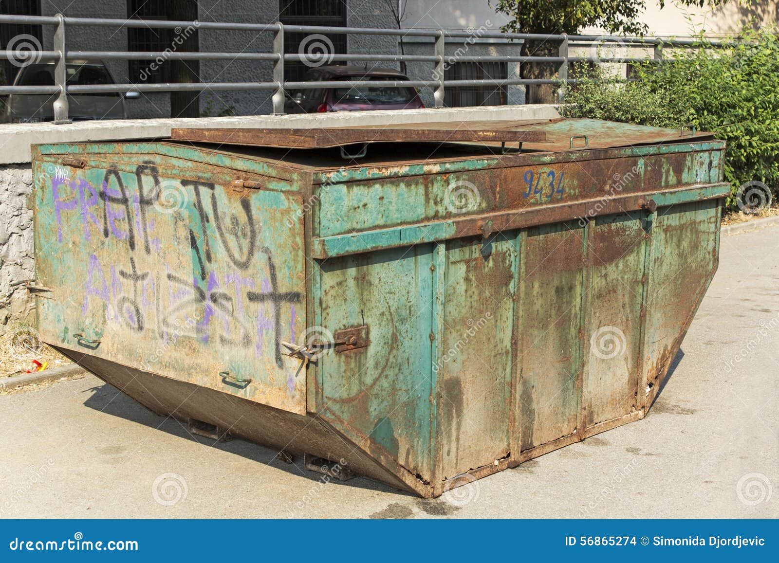 Old green rusted dumpster stock photo. Image of rusty - 56865274