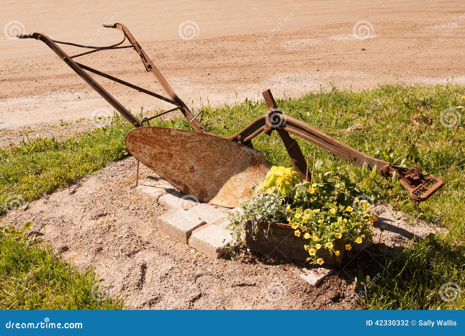 Old Hand Plough Stock Image | CartoonDealer.com #25778071