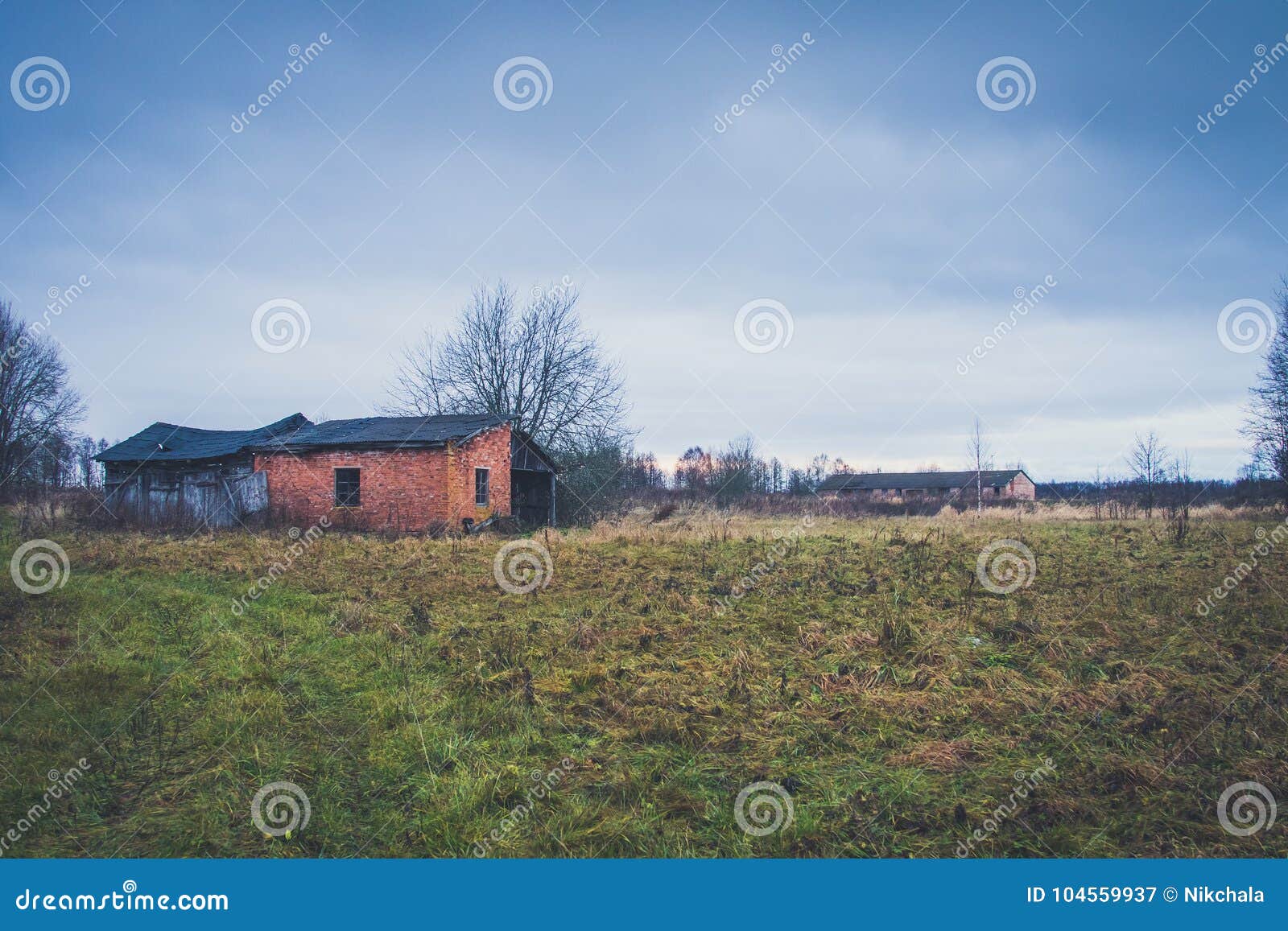 Old Haunted House on the Empty Field Stock Image - Image of forsaken ...