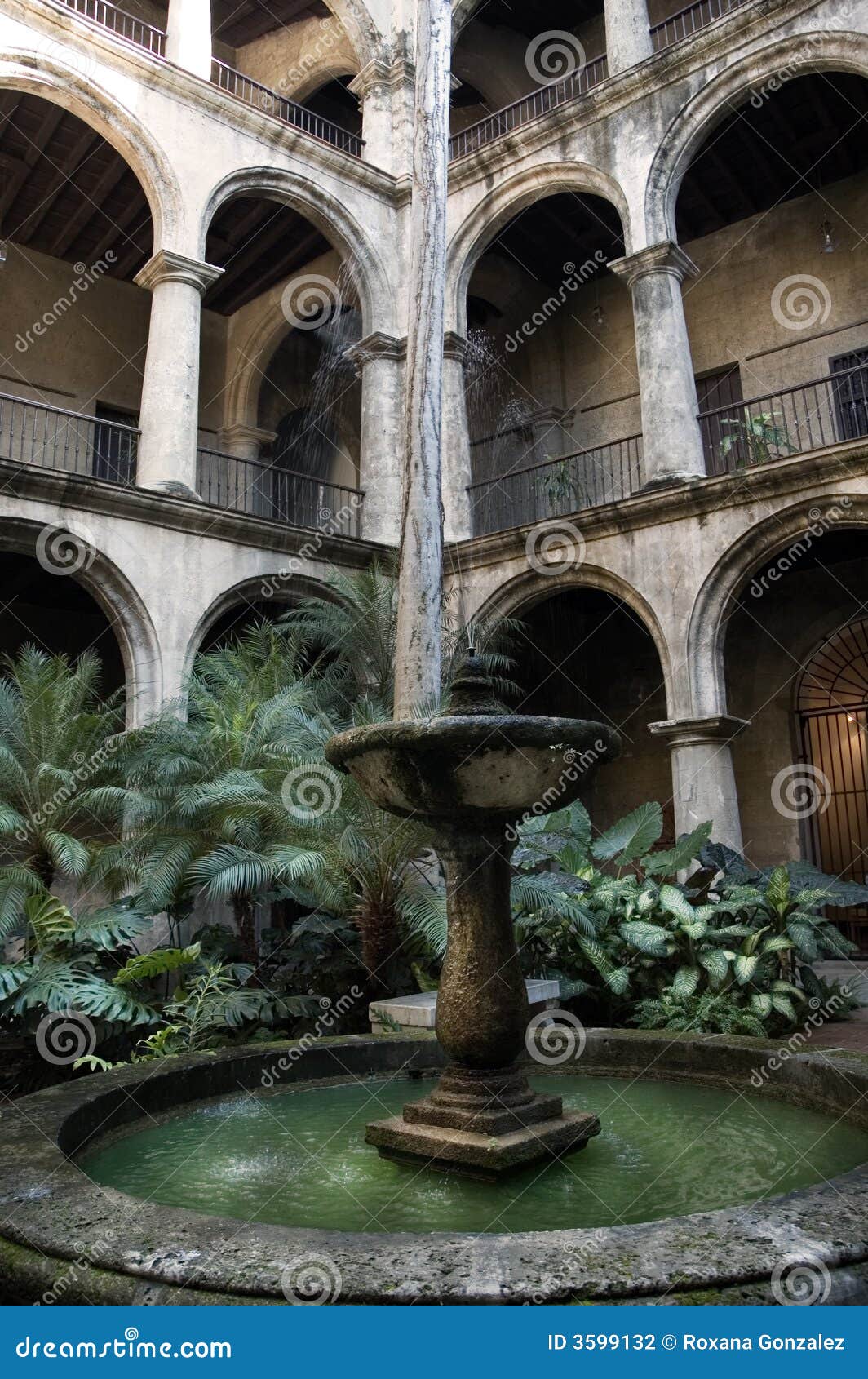 Old Havana interior stock photo. Image of latin, exhuberant - 3599132